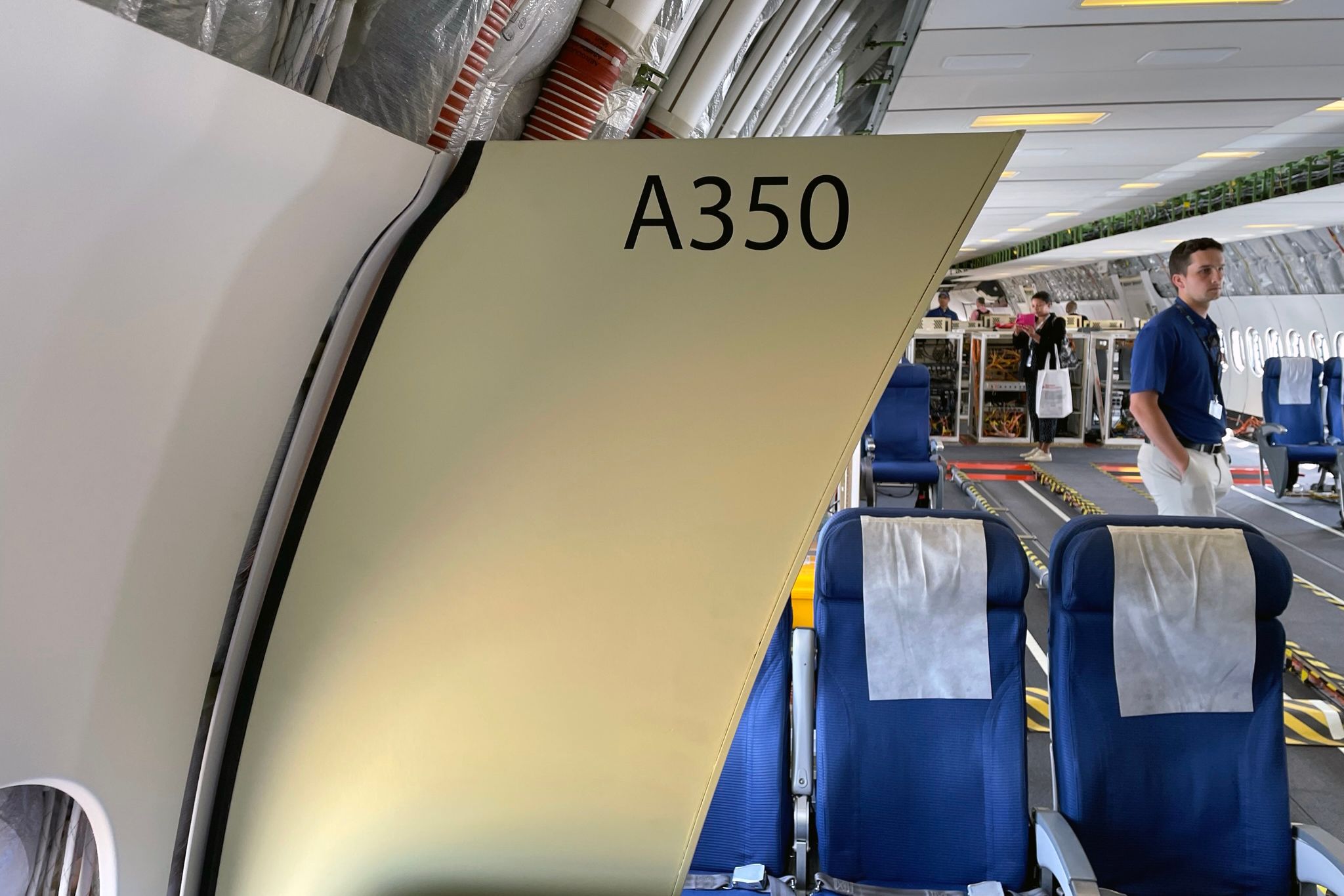 Wider Than The XWB: How The Boeing 777X's Fuselage Compares To The ...