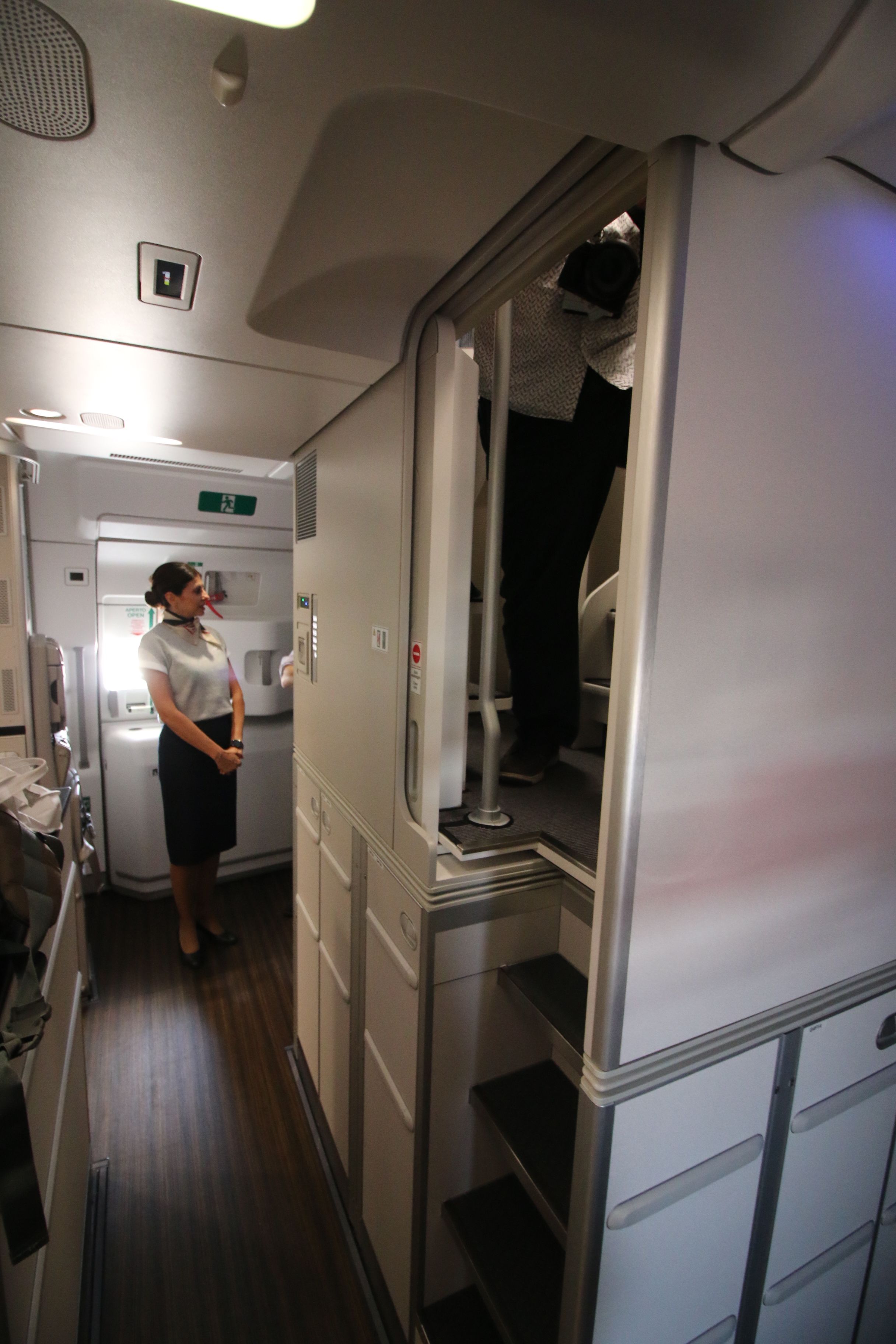 Inside ITA Airways' New Airbus A350-900 - Elite News