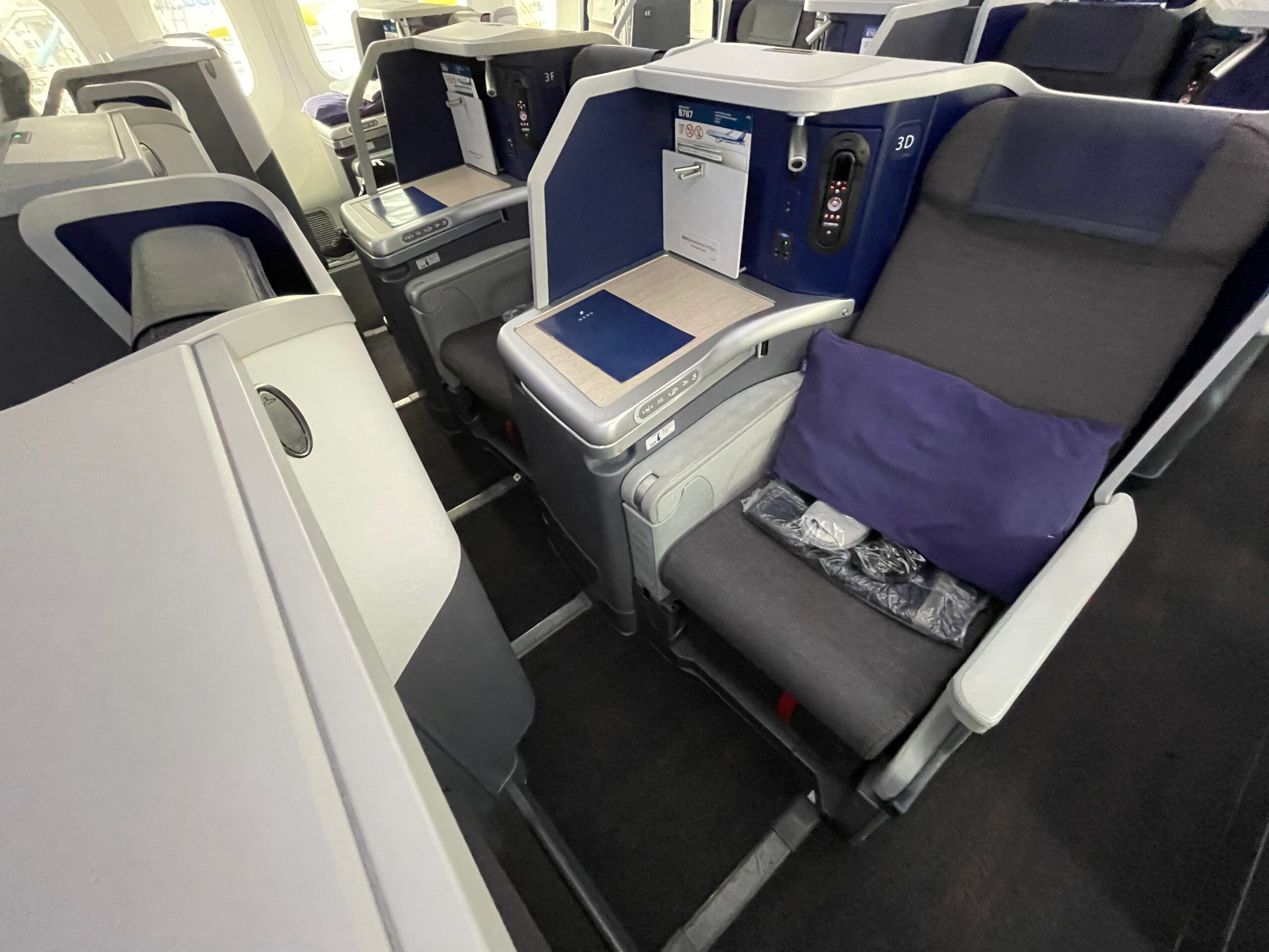 ANA Boeing 787 Business Class Review Manila (MNL) To San Francisco (SFO ...