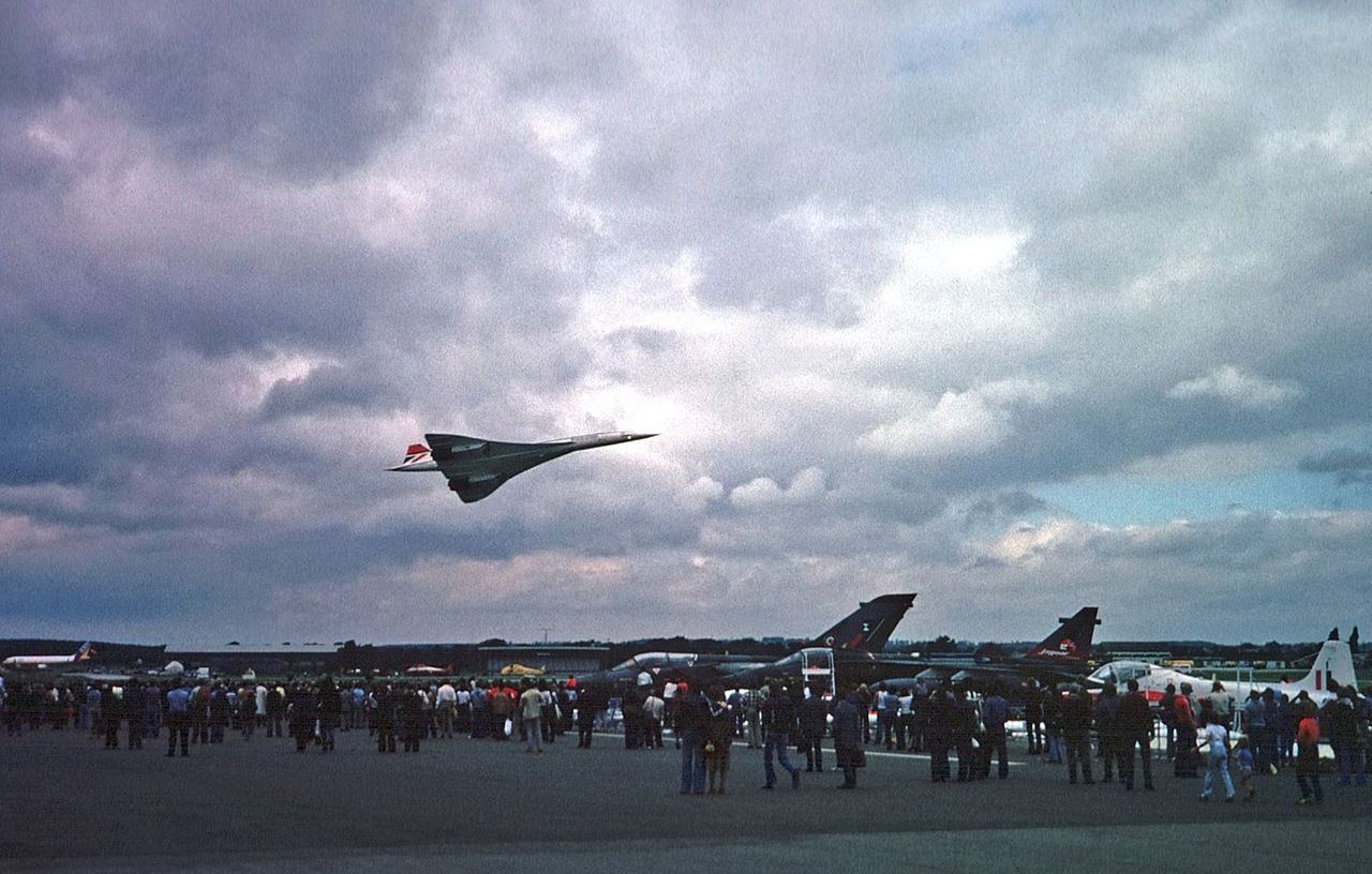 Throwback: When De Havilland's Experimental Jet Fighter Disintegrated ...