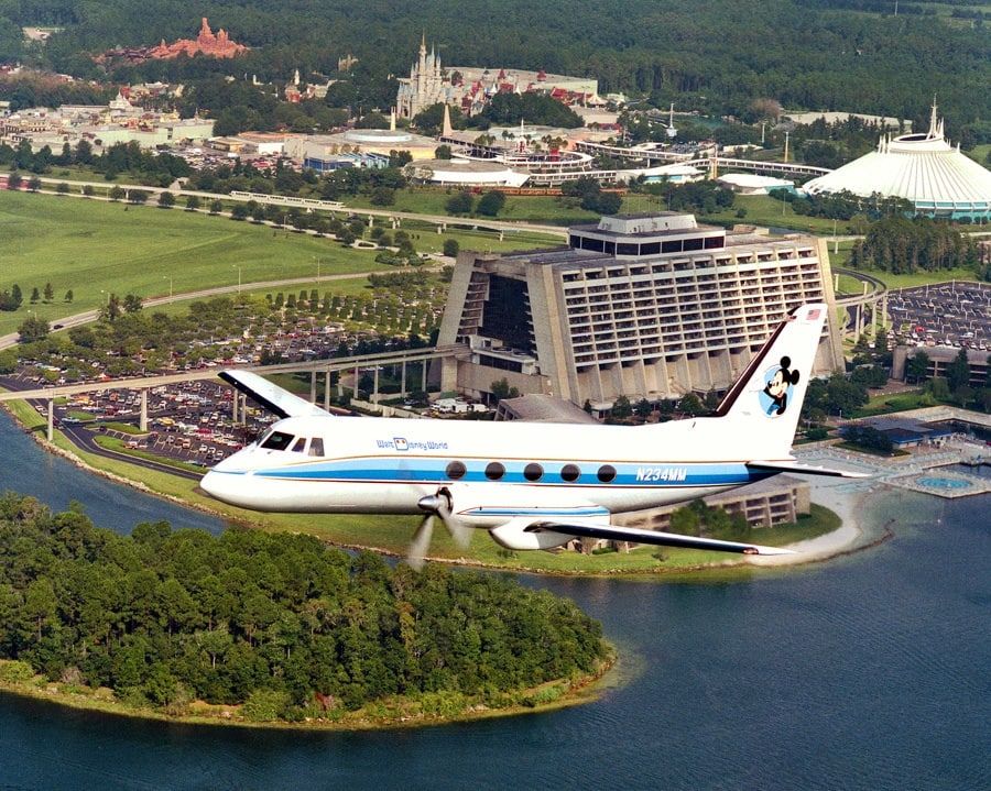 The 5 Airports Closest To Disneyland & How To Transfer