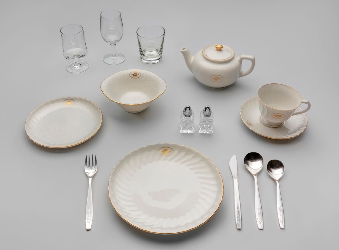 From United To Western: SFO Exhibits Classic Meal Service Sets