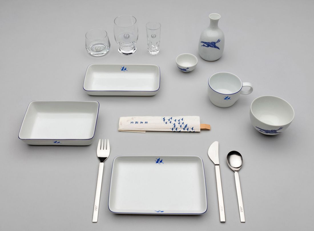 From United To Western: SFO Exhibits Classic Meal Service Sets