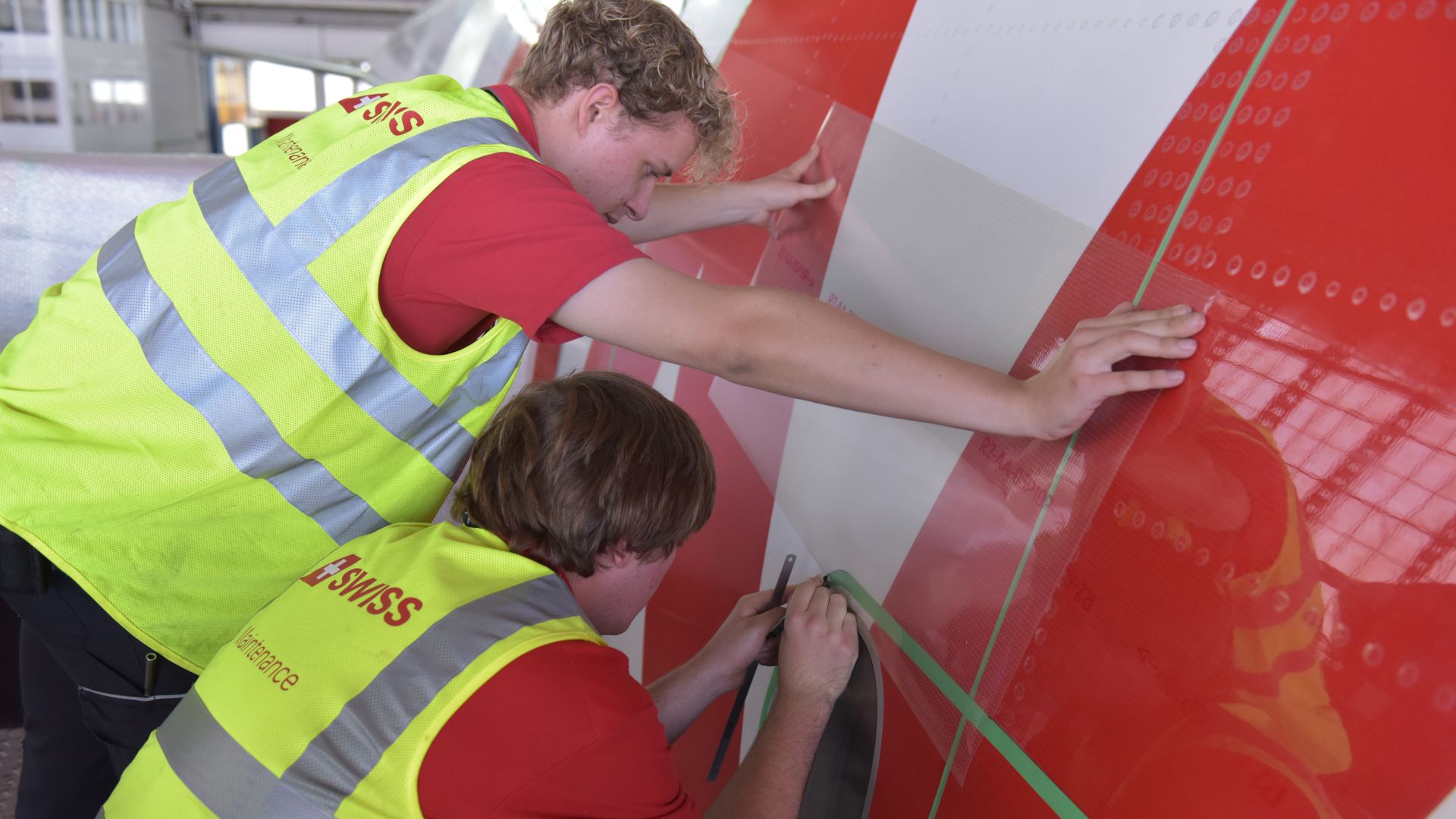 A SWISS Boeing 777 Is Now Flying With Sharkskin Surface Technology