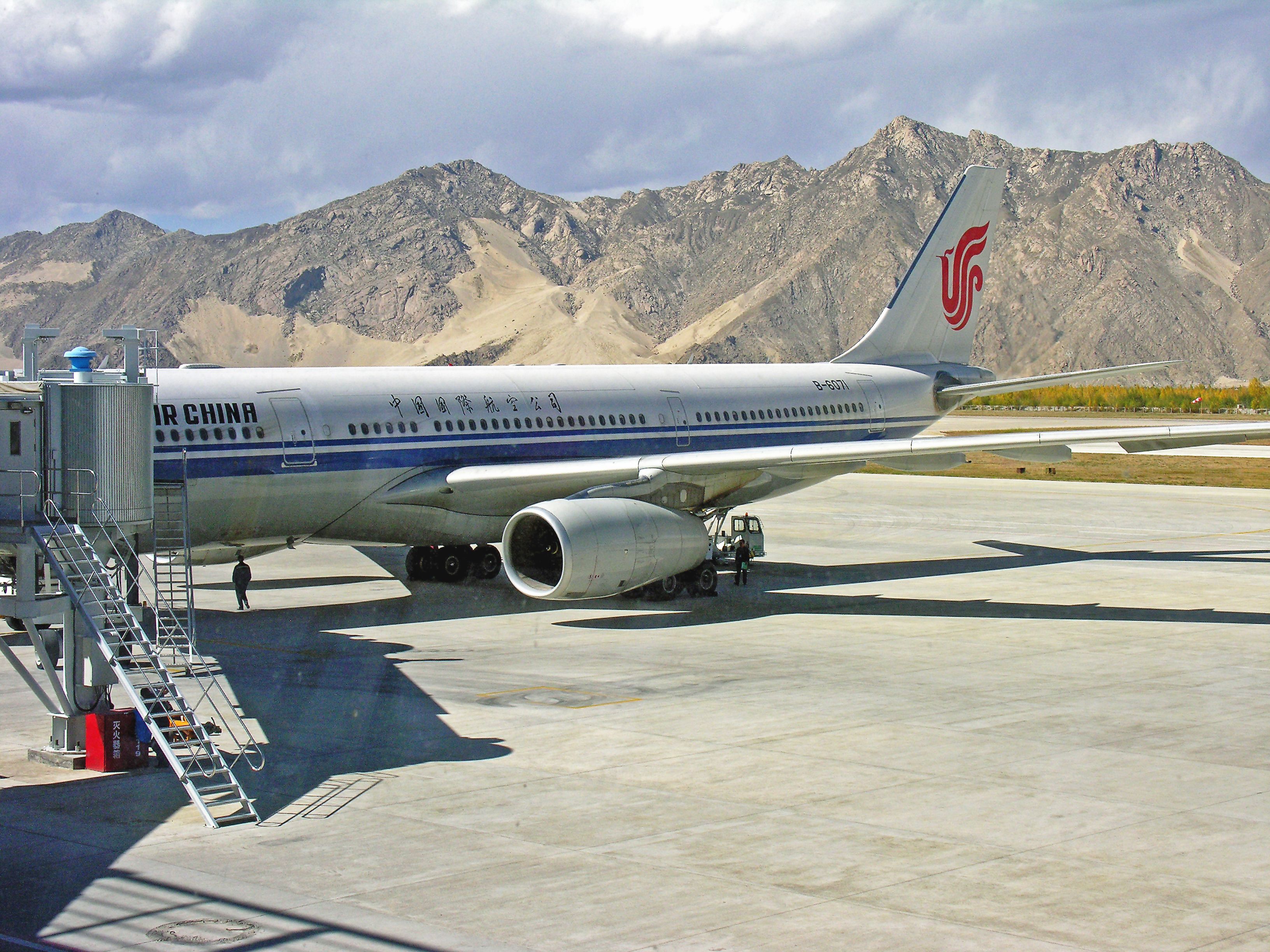 Why Don't Airlines Fly Over Tibet?