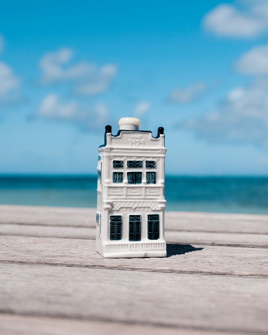 KLM Celebrates Its 103rd Birthday With A New Delft House