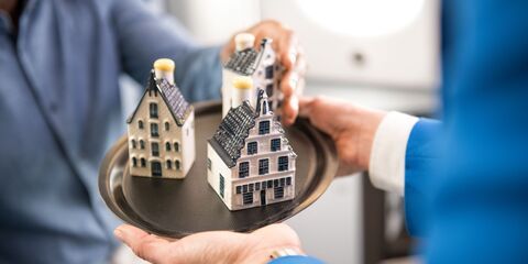 Which Airlines Have Collectible Gifts?