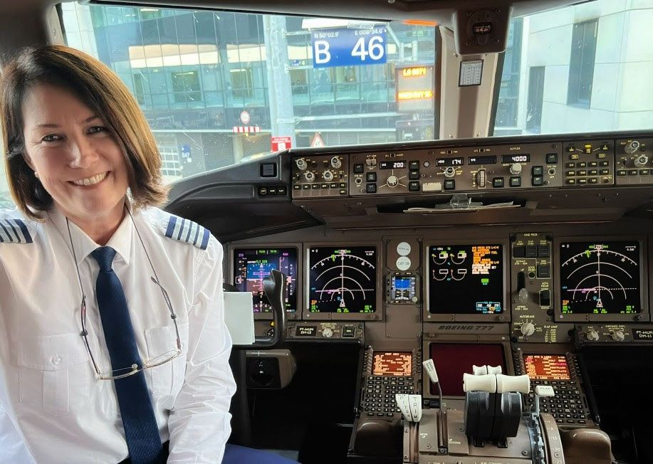 LATAM Brasil’s First Female Captain Celebrates 30 Years With The Airline