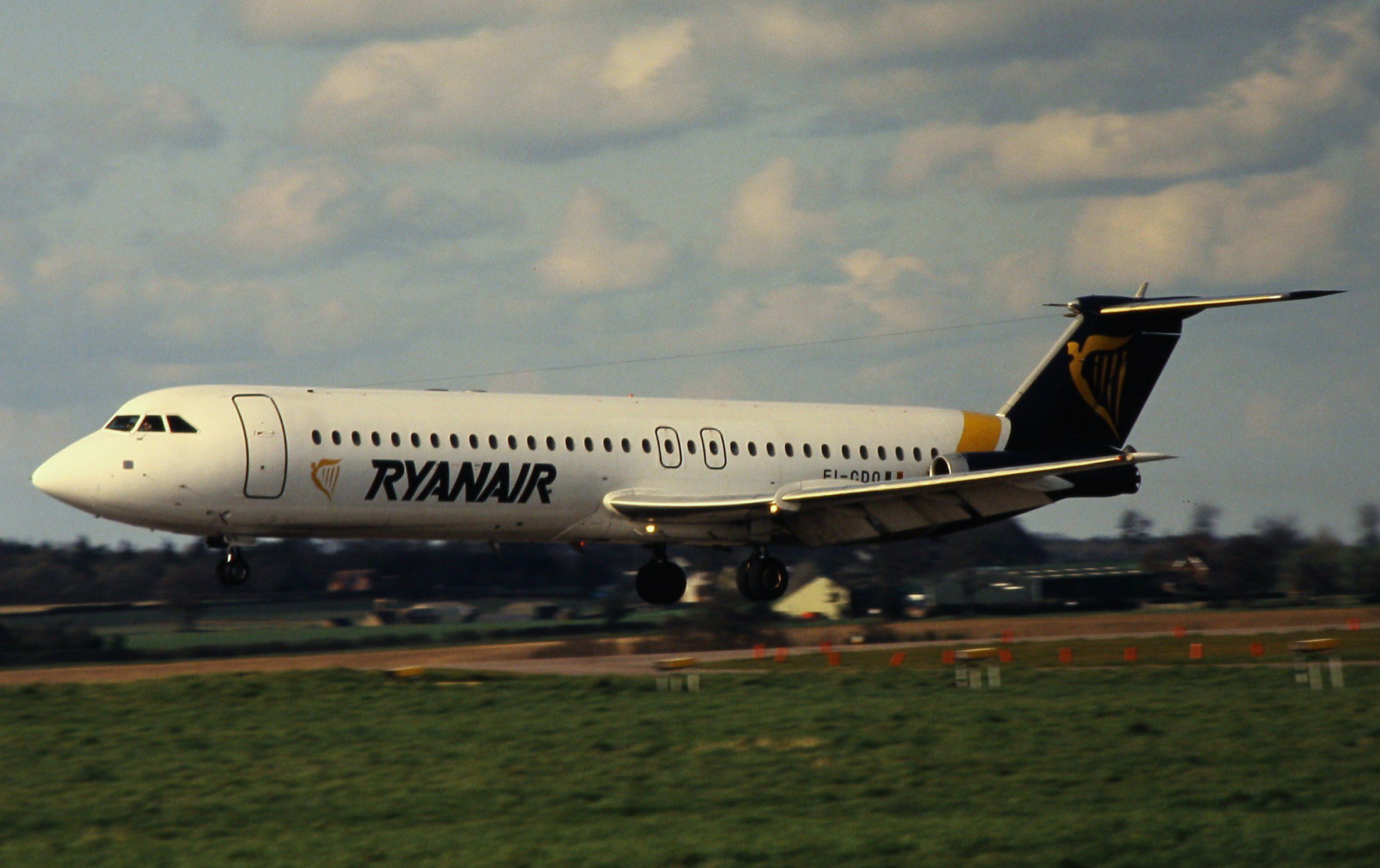 Throwback: Ryanair's Rear-Engined BAC 1-11 Years