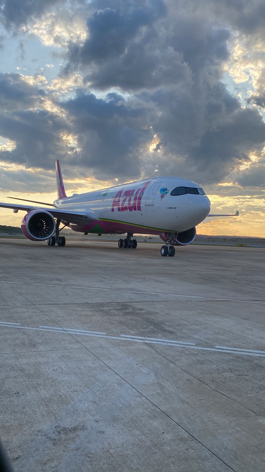 Azul Receives A New Airbus A330neo & It's Pink
