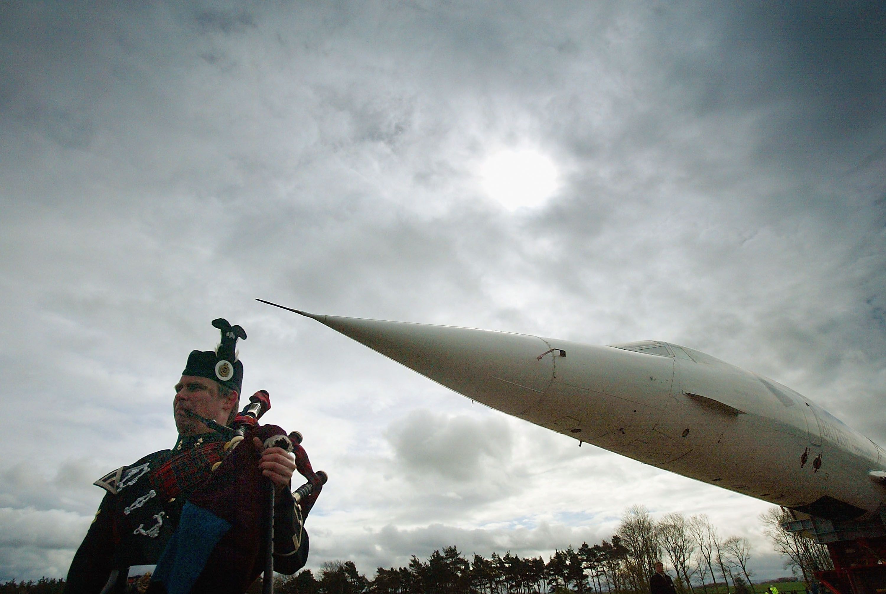 To Scotland By Boat: How A British Airways Concorde Sailed Into Retirement