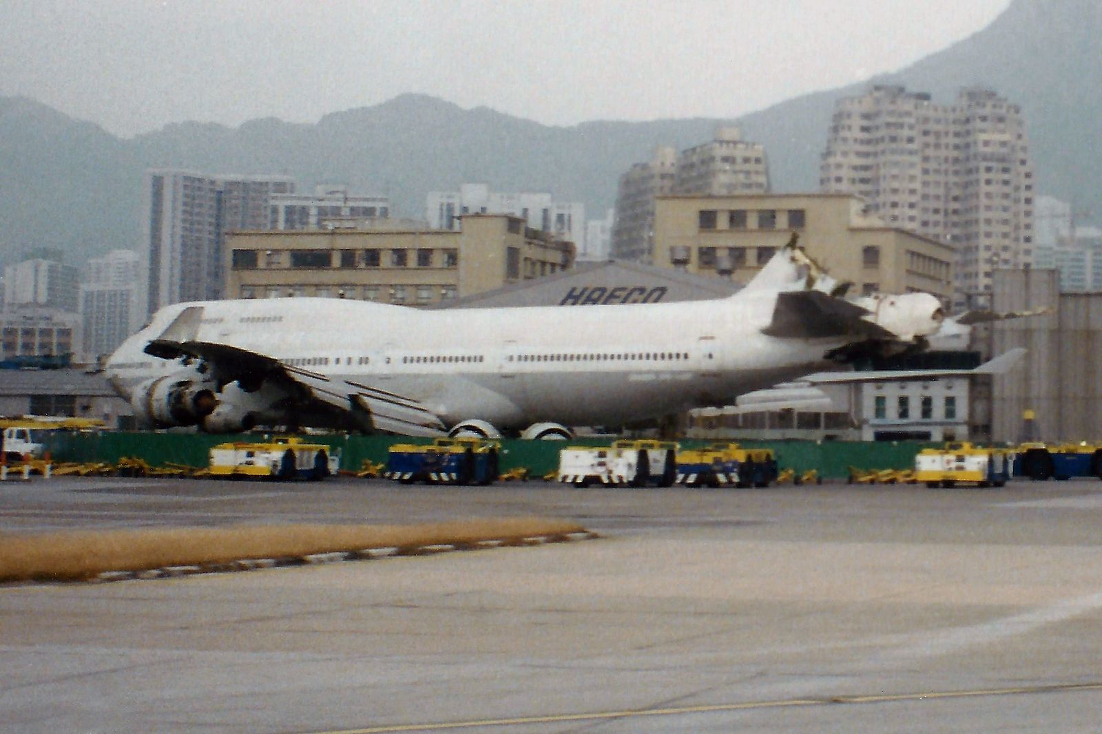 China Airlines Flight 605: The Boeing 747-400's First Hull Loss