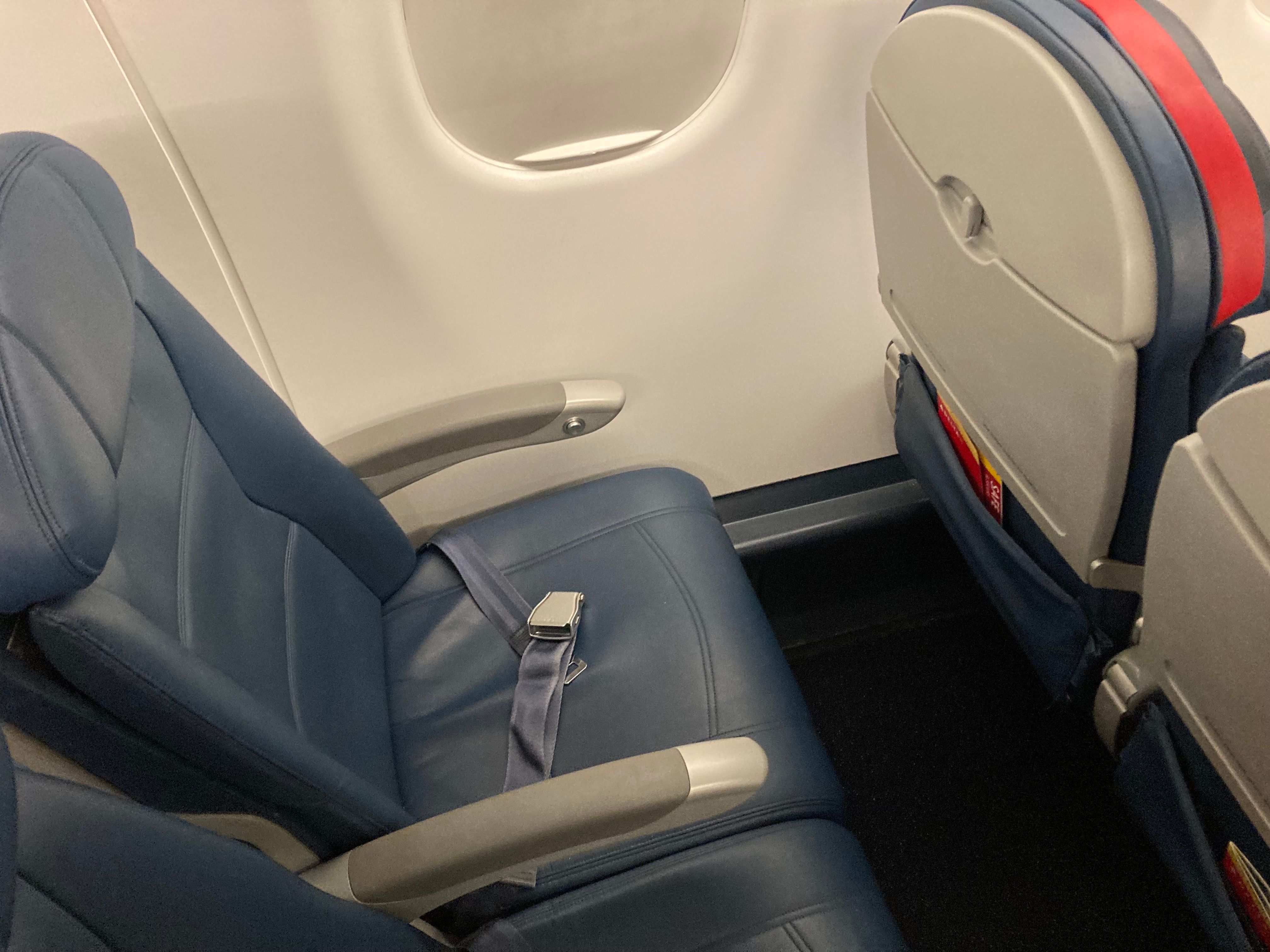 Flight Review: Delta Connection Embraer E175 To Seattle
