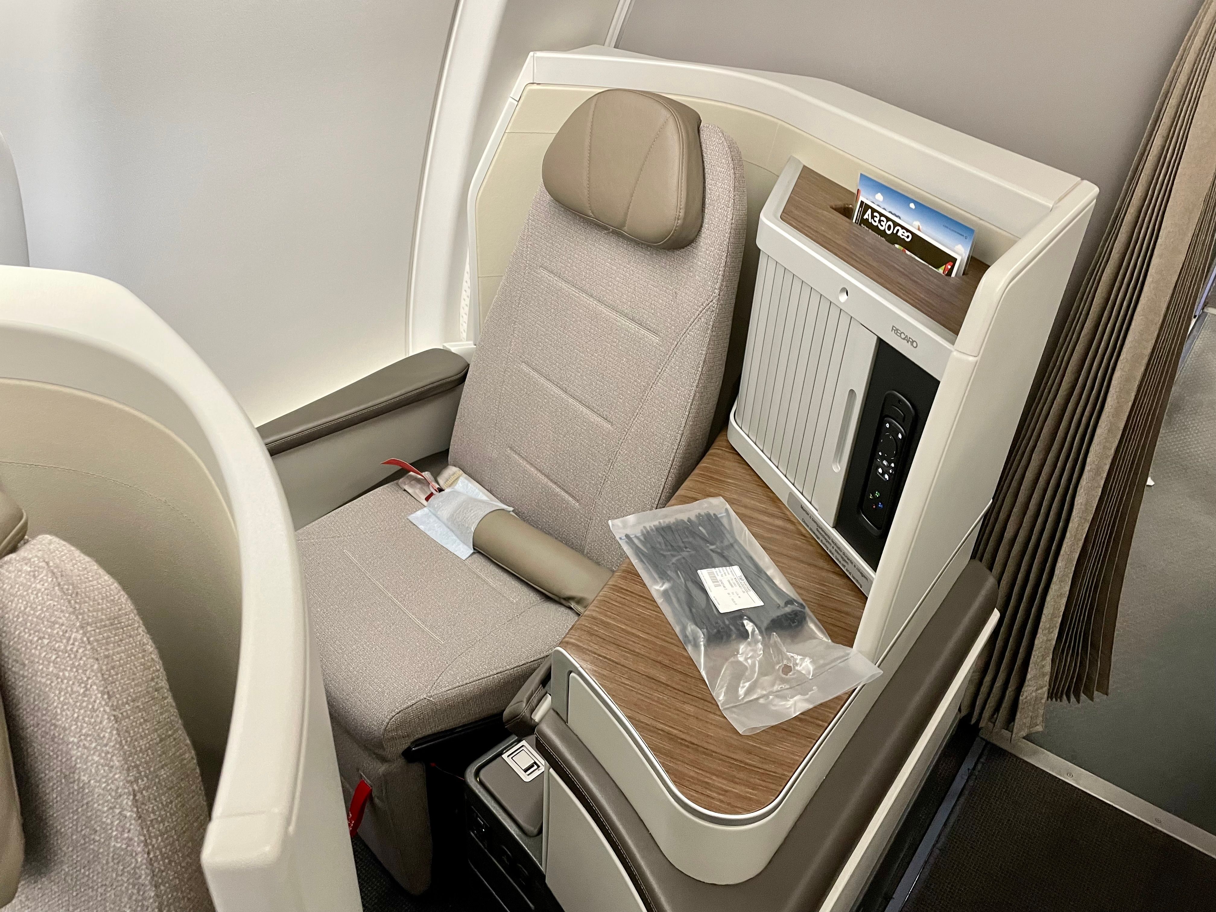 Photo Tour: Inside TAP Air Portugal’s Lisbon Maintenance & Engineering ...