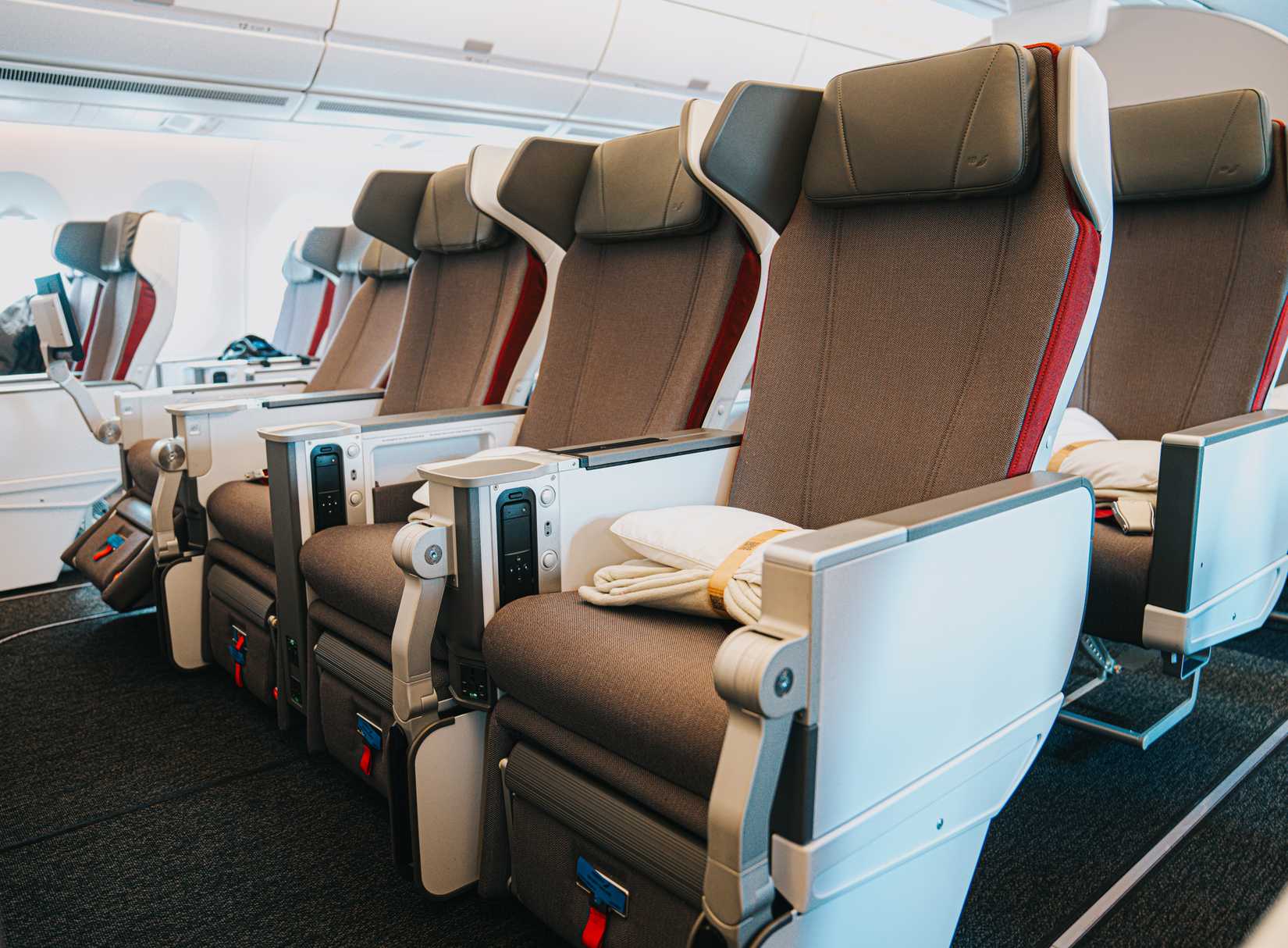 Iberia's Premium Economy Cabin: Here's What You Get For Your Money