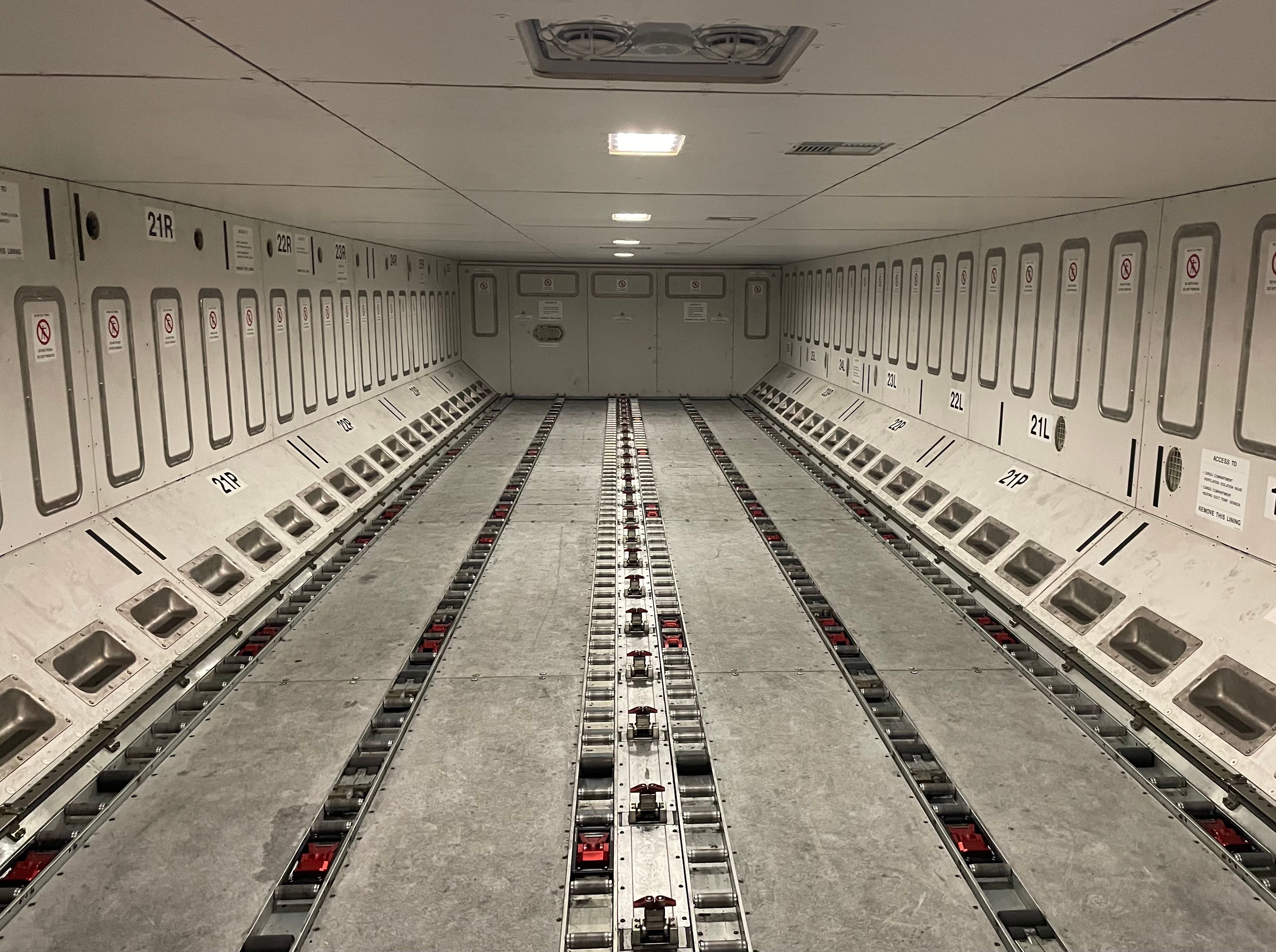Photo Tour: Inside TAP Air Portugal’s Lisbon Maintenance & Engineering ...