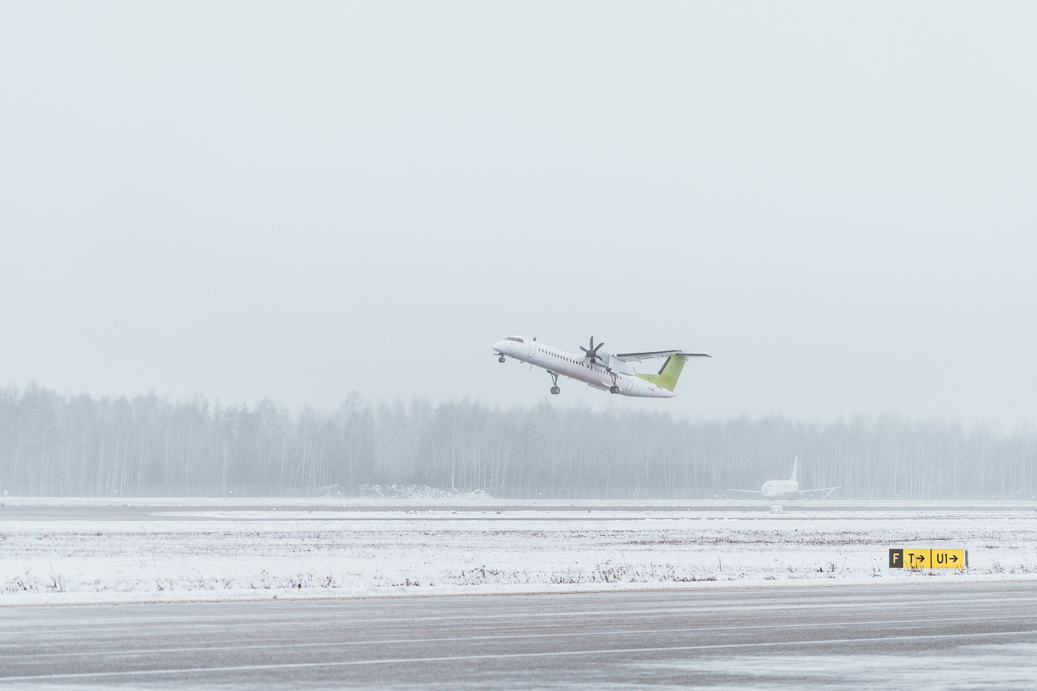 airBaltic Says Goodbye To Its Final Bombardier Q400