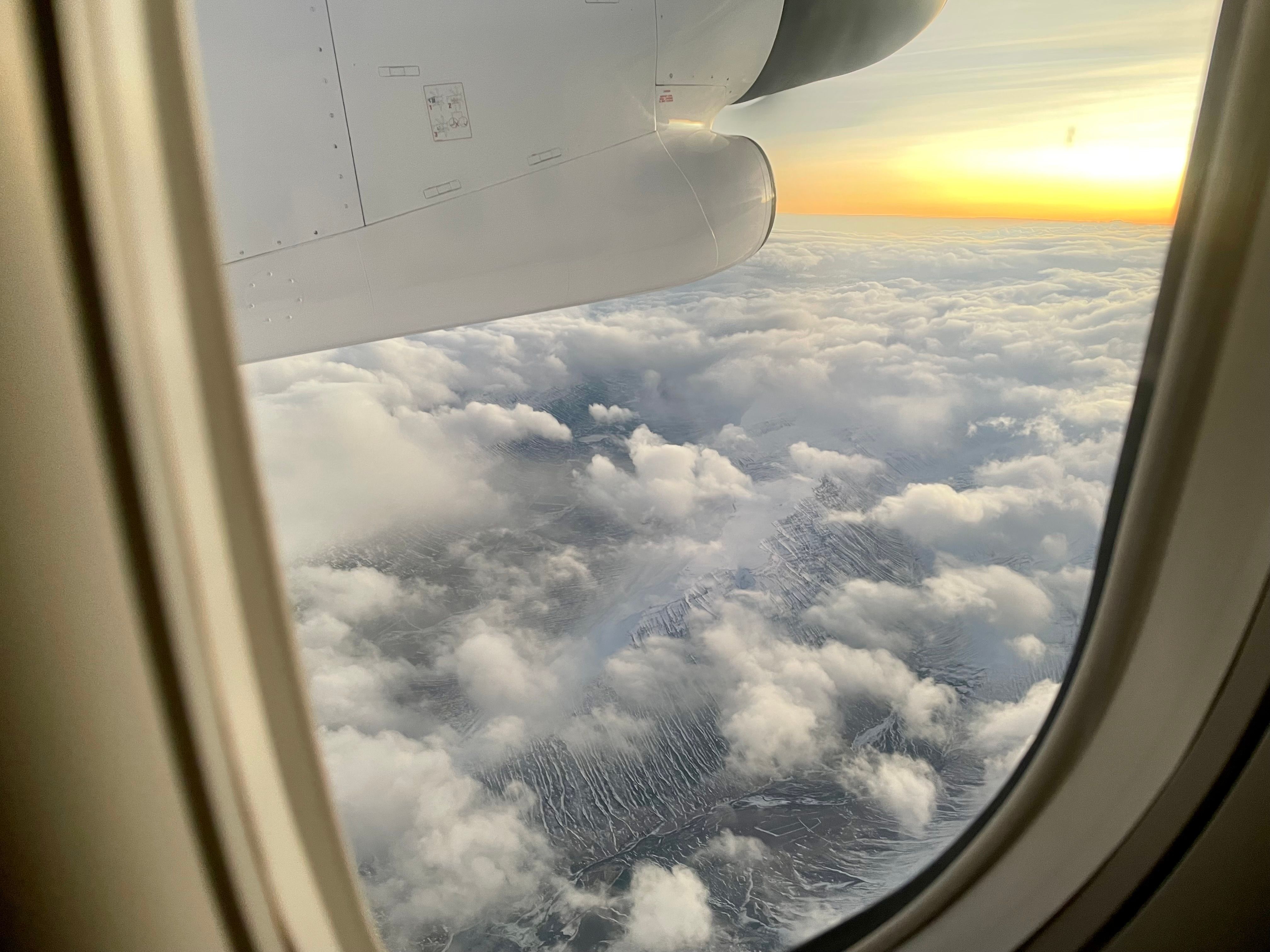 Flight Review: Icelandair Dash 8 Q400 From Akureyri To Reykjavík