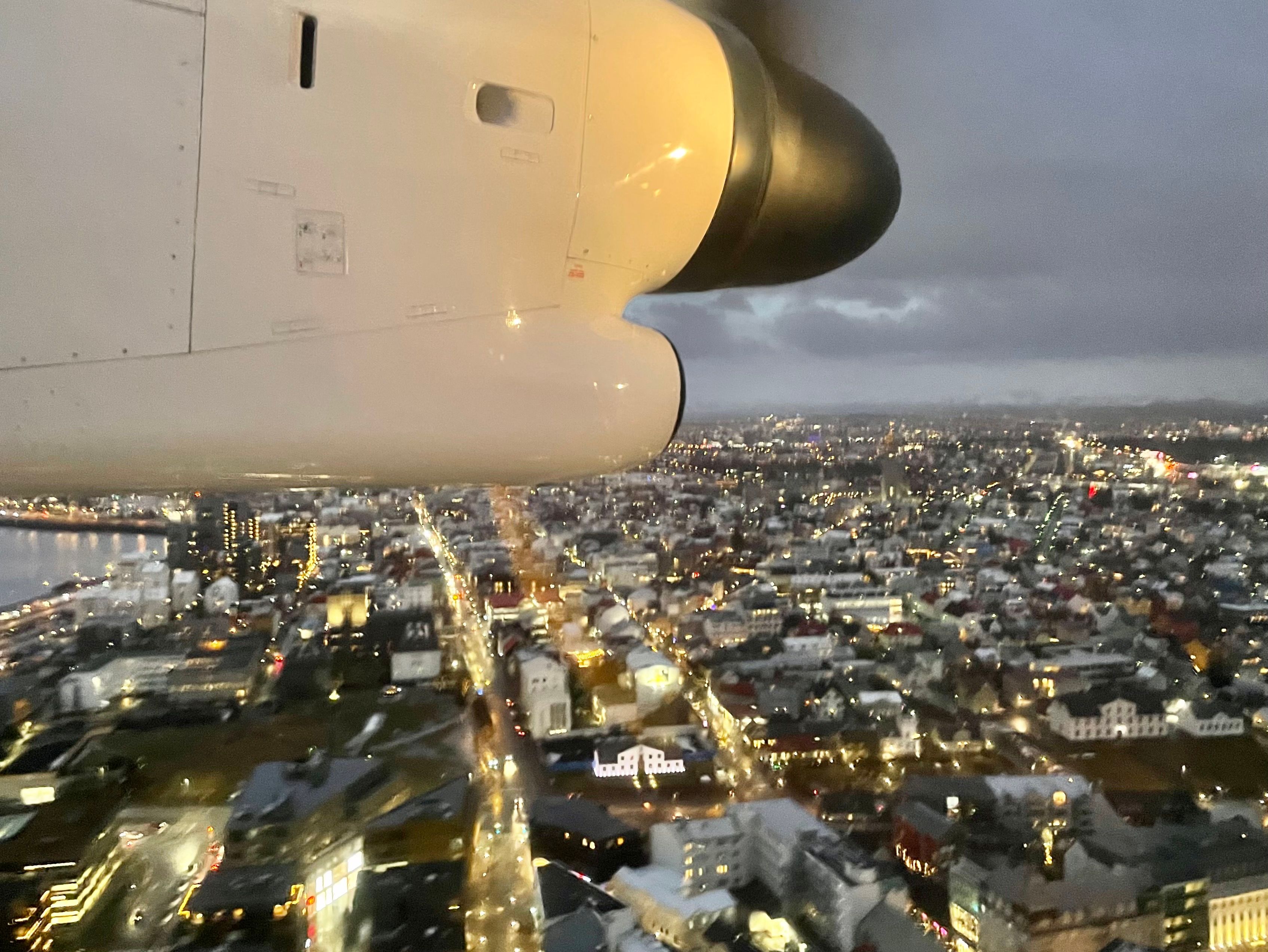 Flight Review: Icelandair Dash 8 Q400 From Akureyri To Reykjavík
