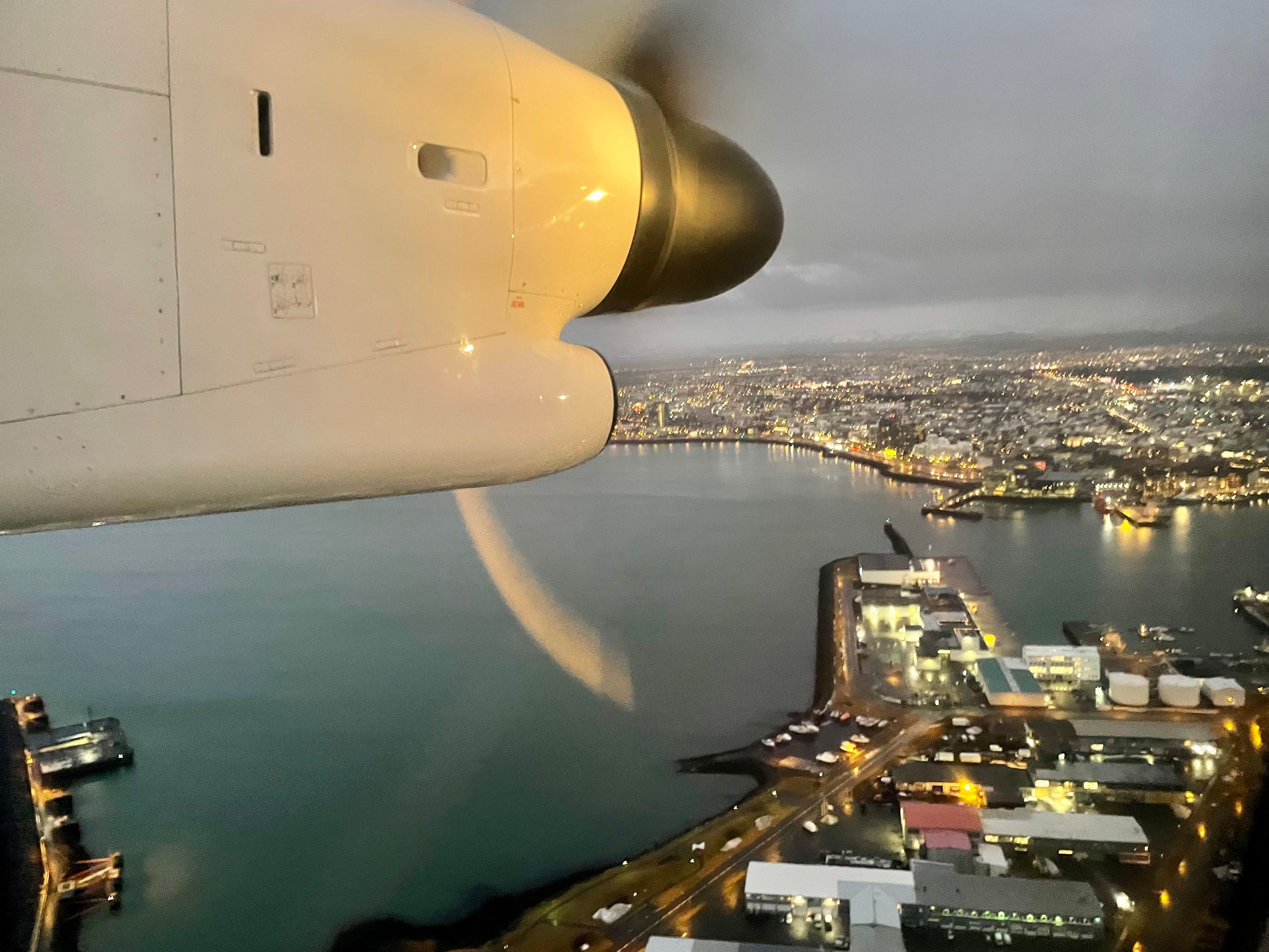 Flight Review: Icelandair Dash 8 Q400 From Akureyri To Reykjavík
