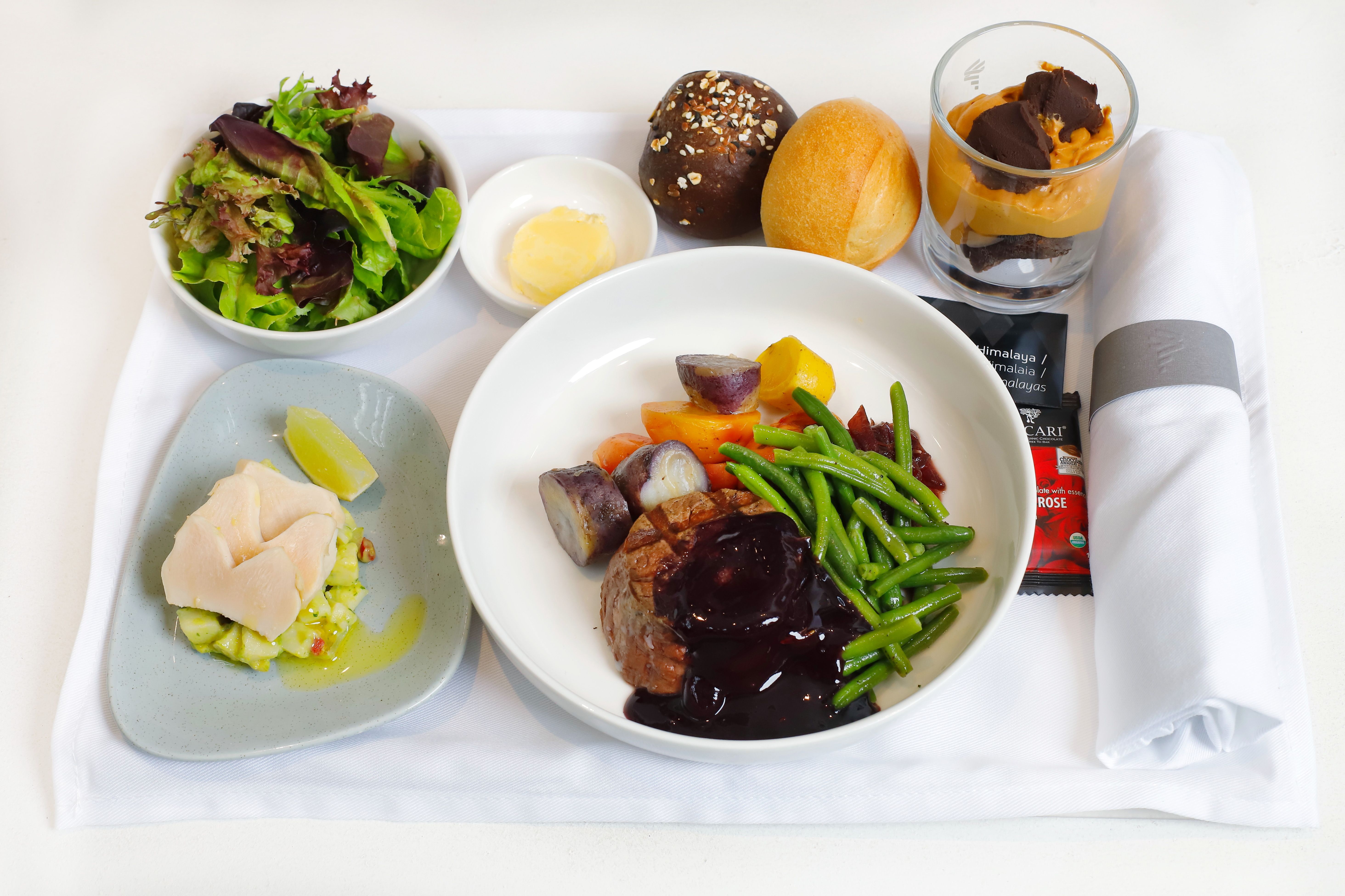 LATAM Launches New Business Class Menus
