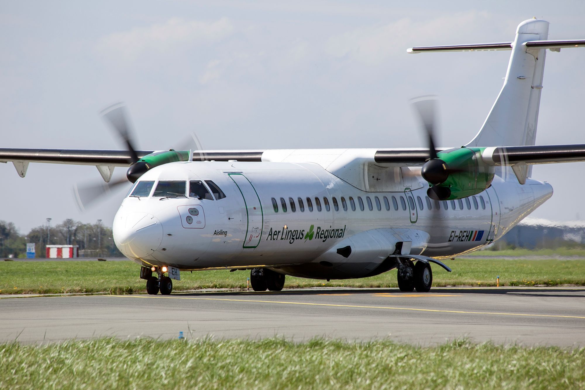 Emerald Airlines Pilots Begin Work To Rule Industrial Action