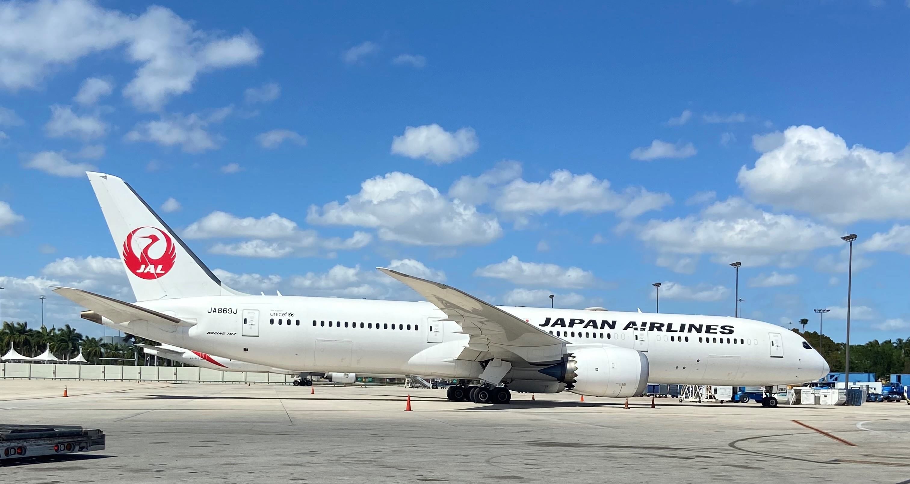 Miami International Airport Welcomes First Flight From Tokyo For World ...