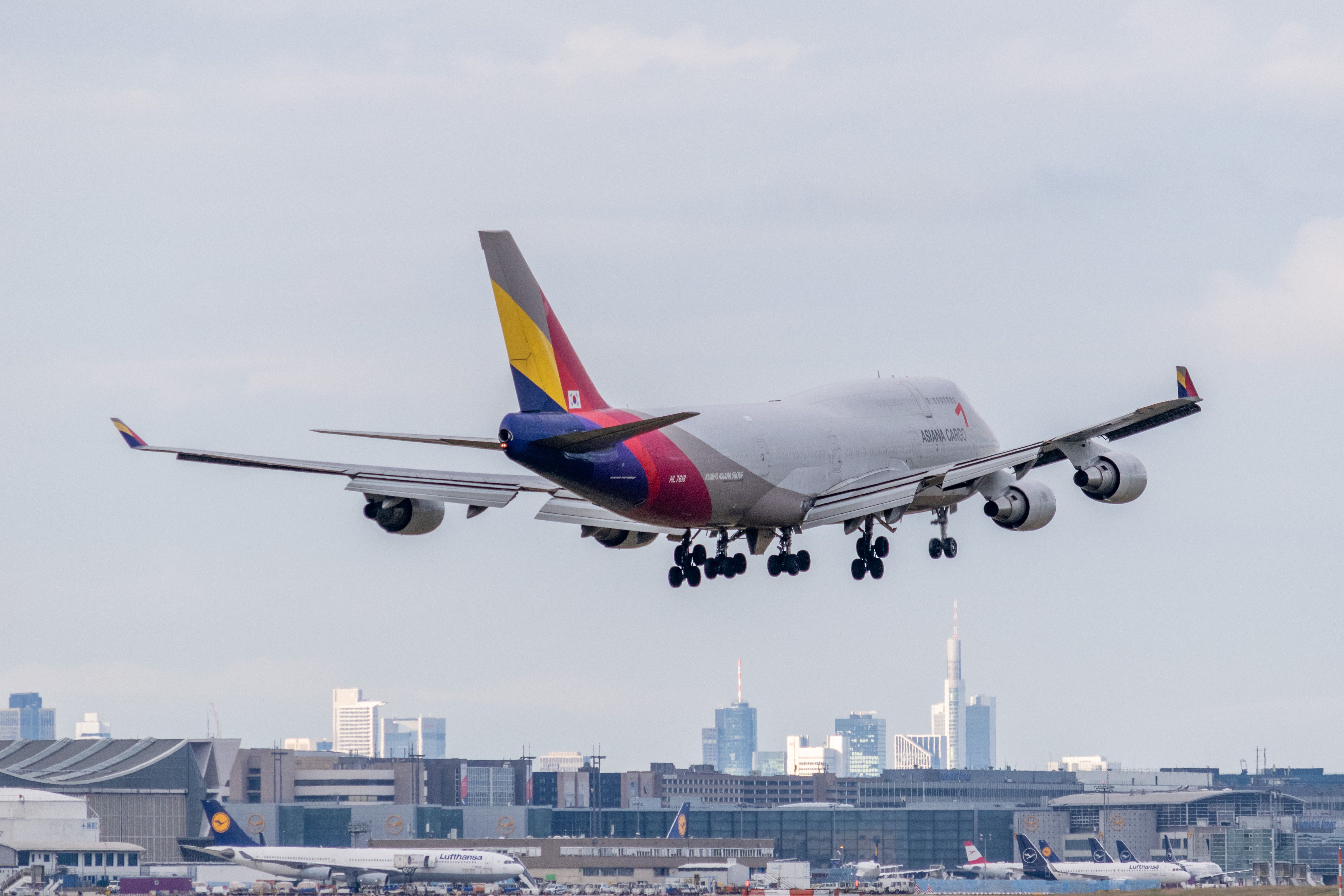 Which Airlines Will Fly The Passenger Boeing 747 In 2024?