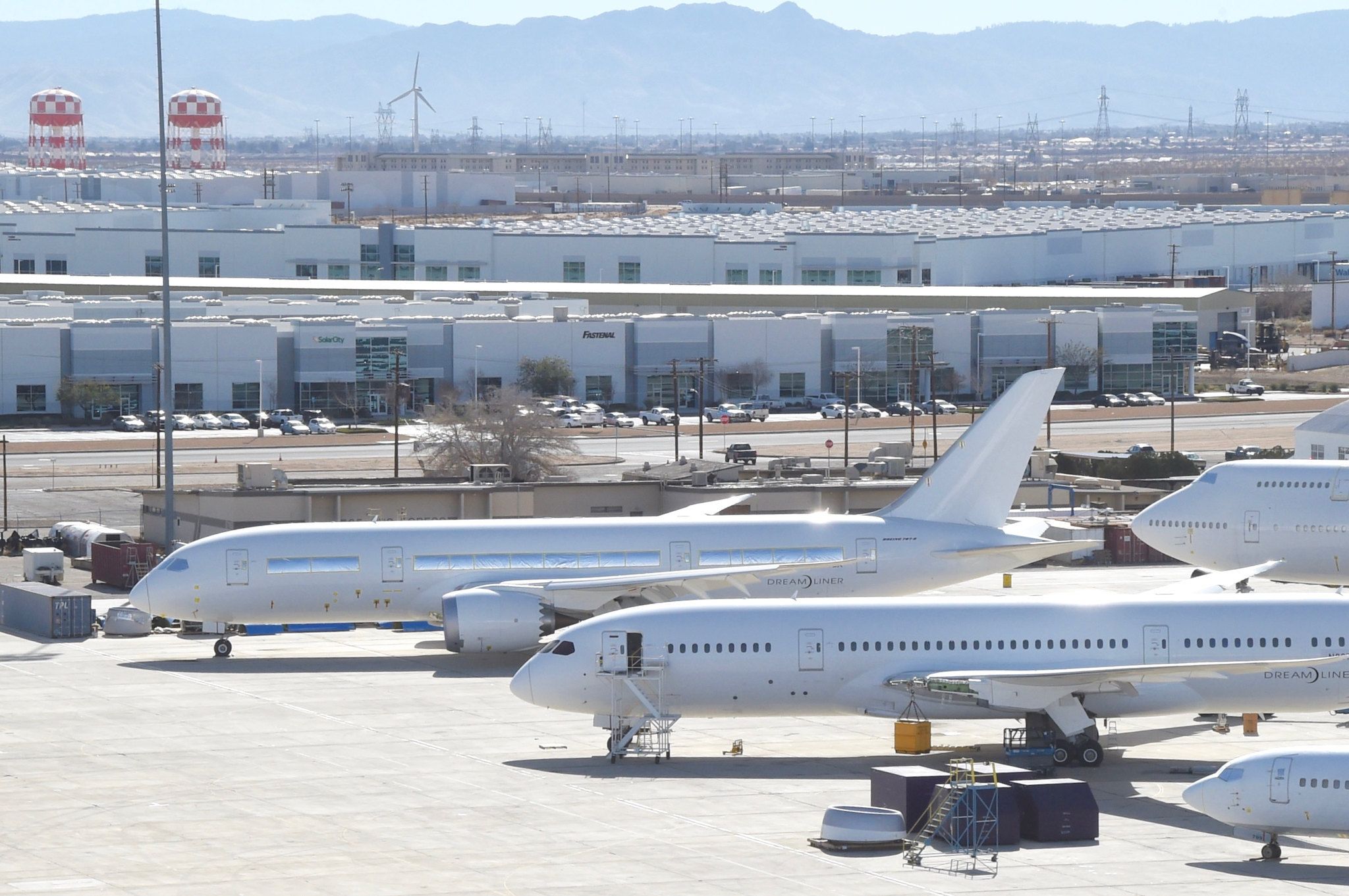 Boeing's 'Terrible Teens': Early 787s That Took Years To Sell