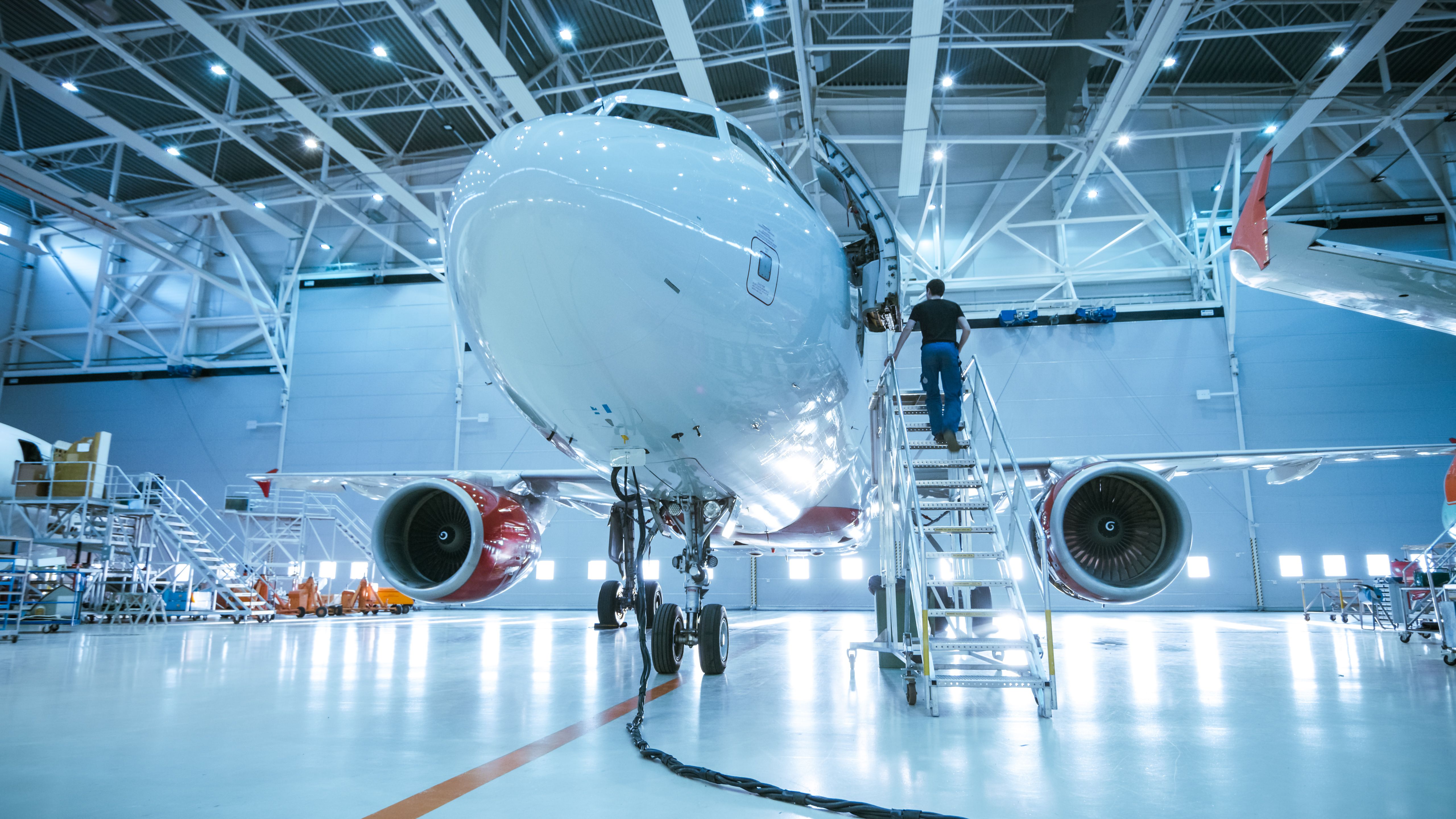Why Skilled Jobs In the Aviation Industry Are On The Rise
