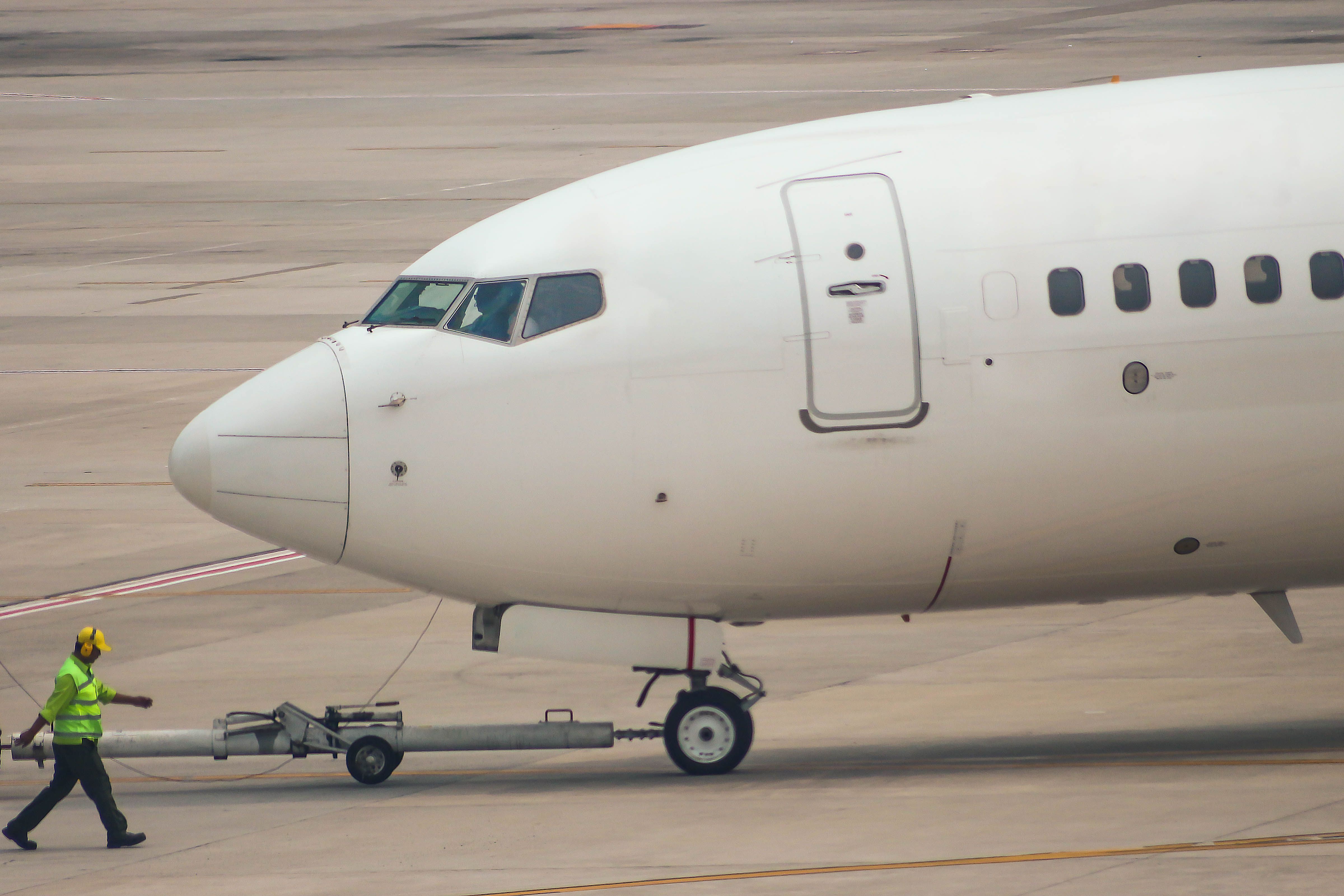 Spot The Difference: How To Tell The Airbus A320 & Boeing 737 Apart