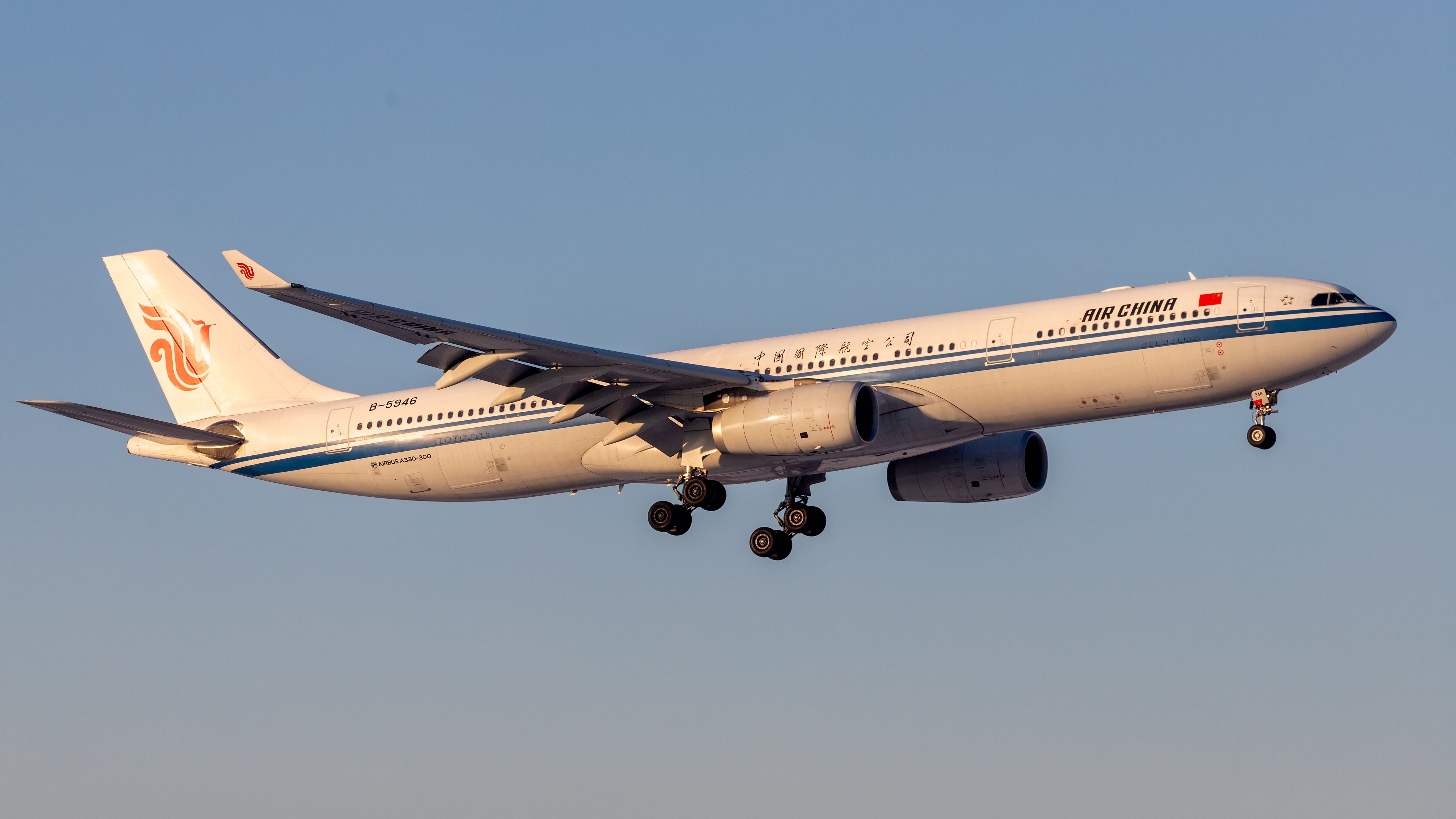 Air China Flight Delayed For 90 Minutes After Returning For Passenger's ...