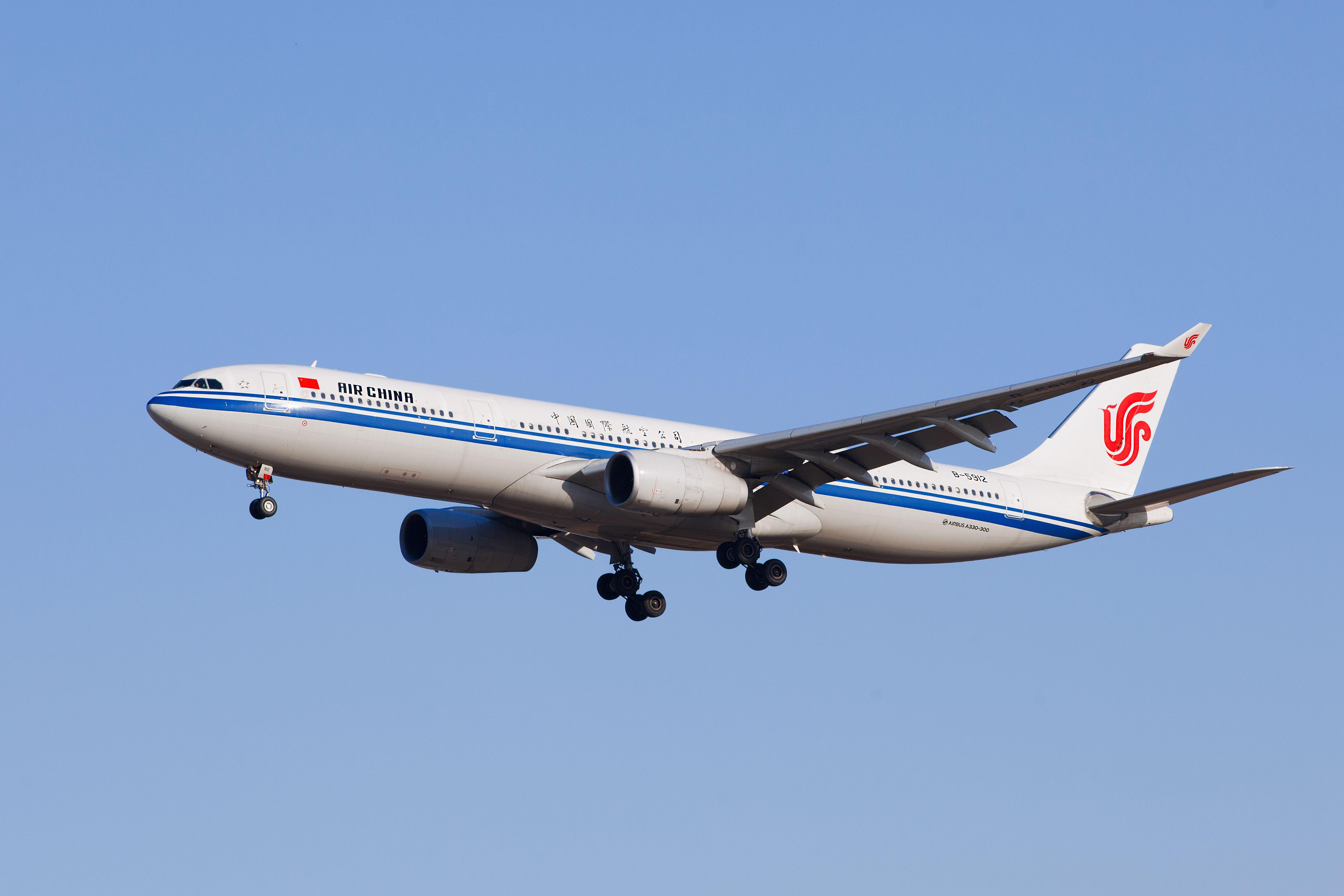 Air China Flight Delayed For 90 Minutes After Returning For Passenger's ...
