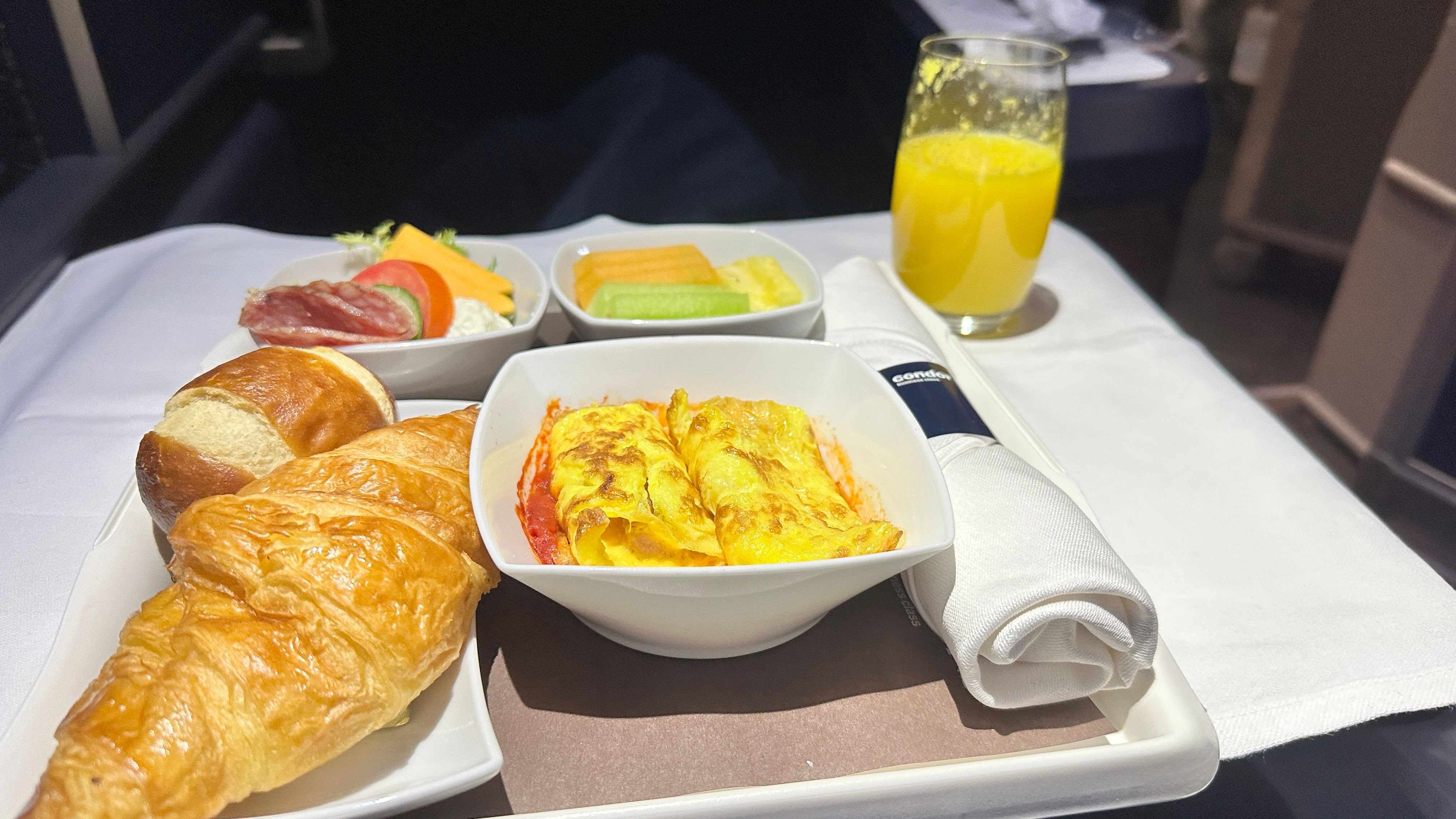Flight Review: Condor Airlines Airbus A330neo Business Class From ...