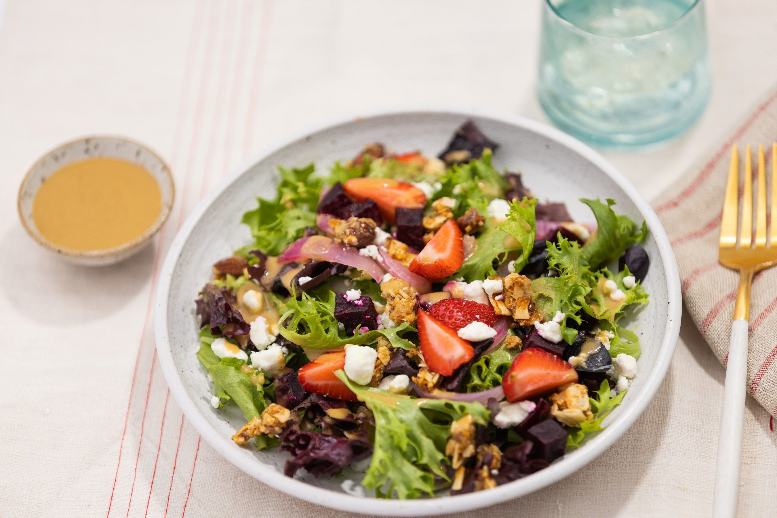 Alaska Airlines Doubles Food Options For First Class Passengers