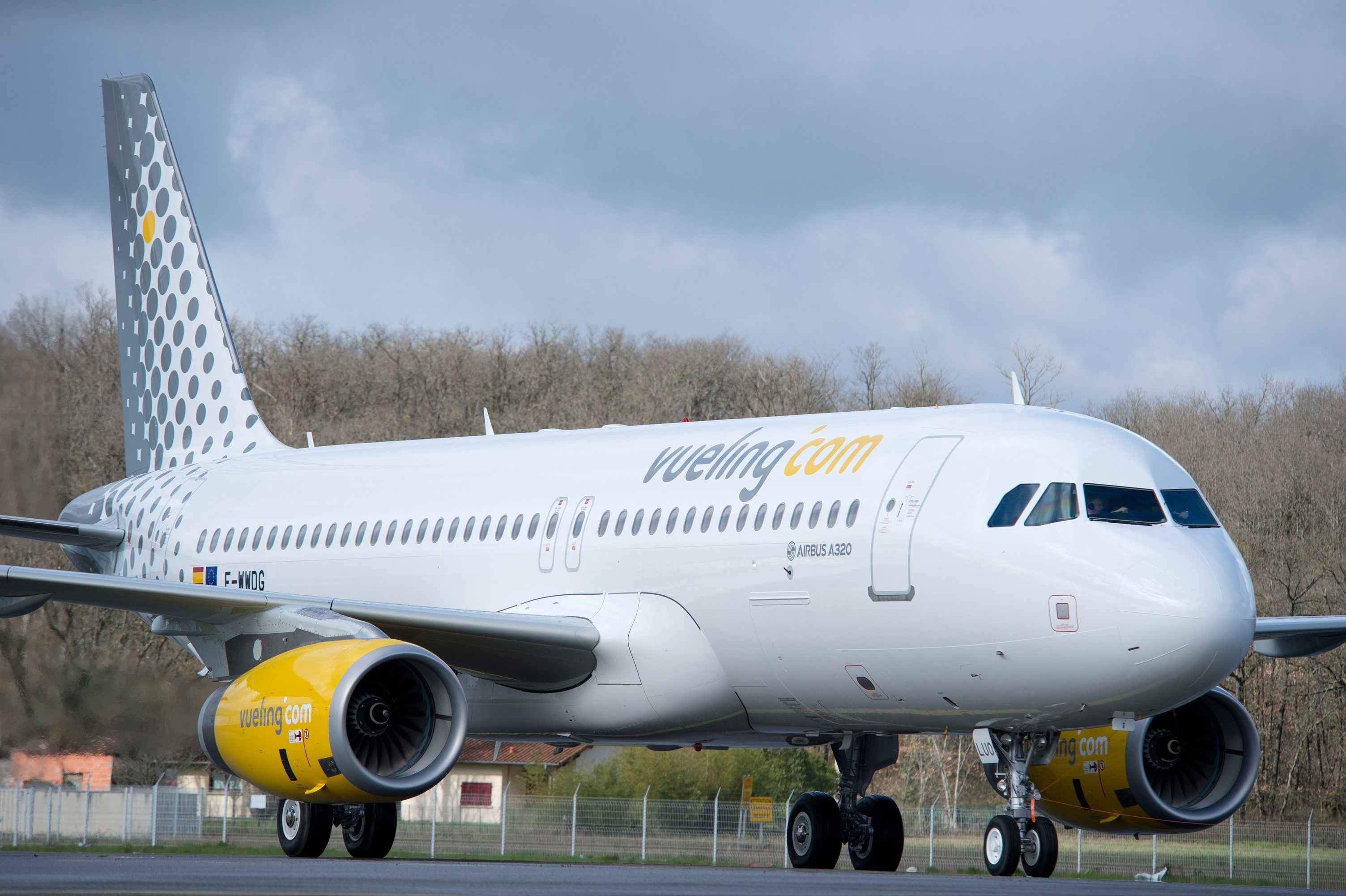 Explained: The Advantages Of Vueling's 'WheelTug' Electric Pushback System