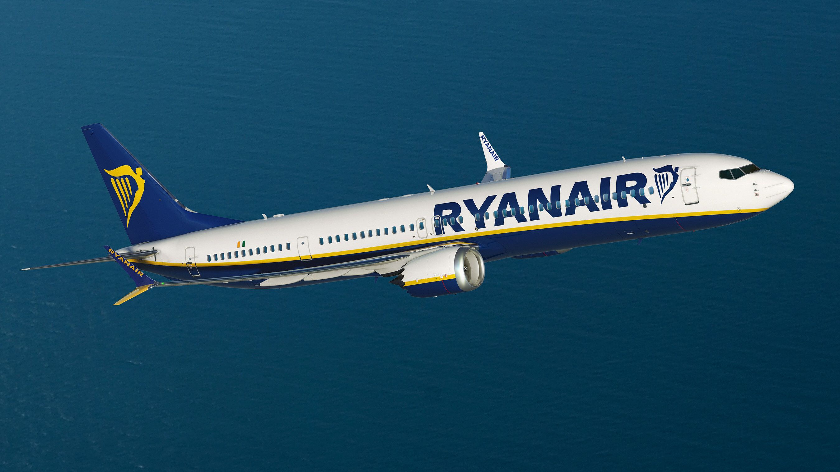 Record After Record: Ryanair Carries More Passengers Than Ever Before ...