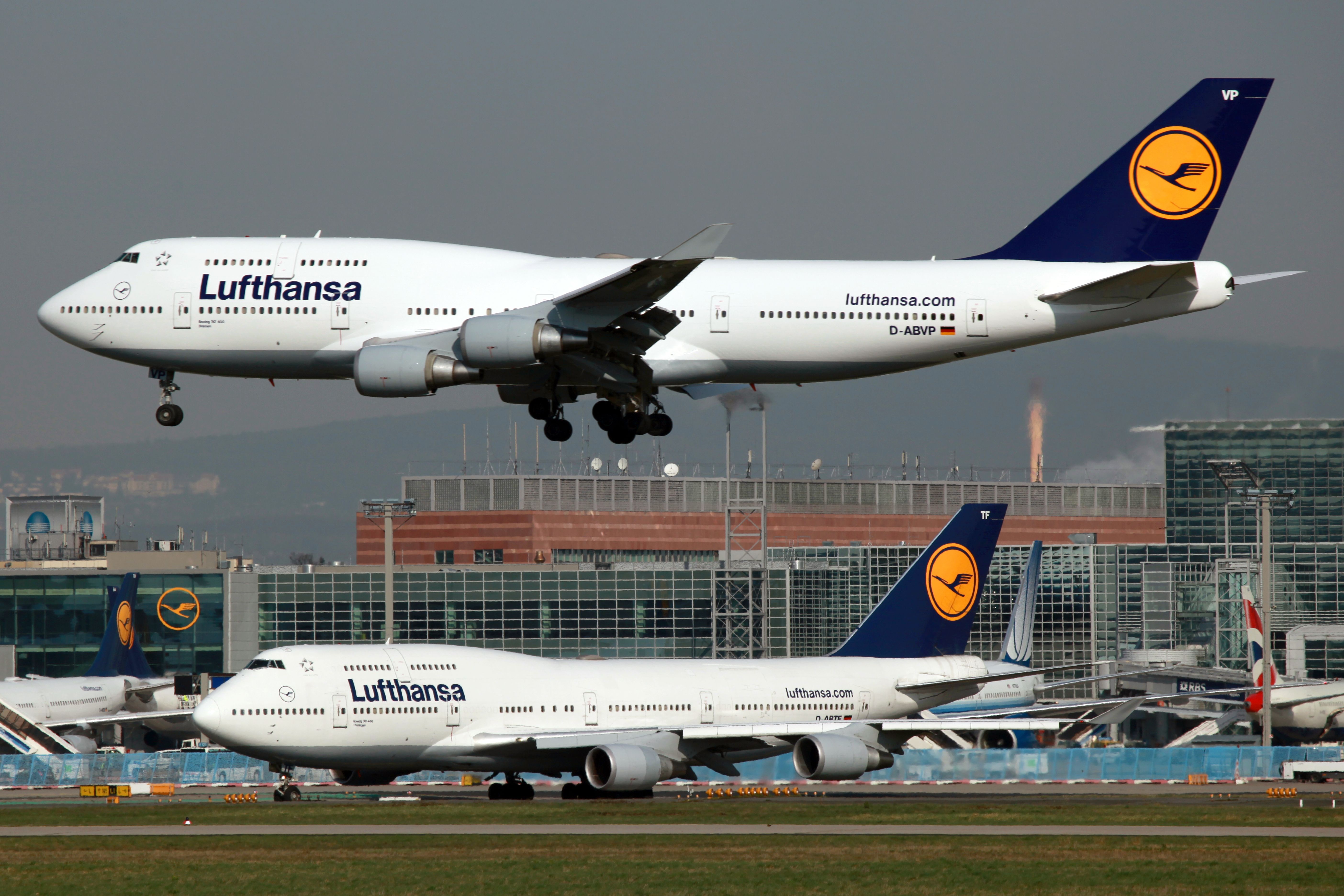 The Airbus A380 vs Boeing 747 – Which Plane Is Best?