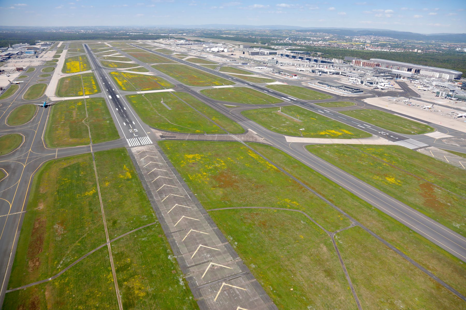 How Are Runways Named?