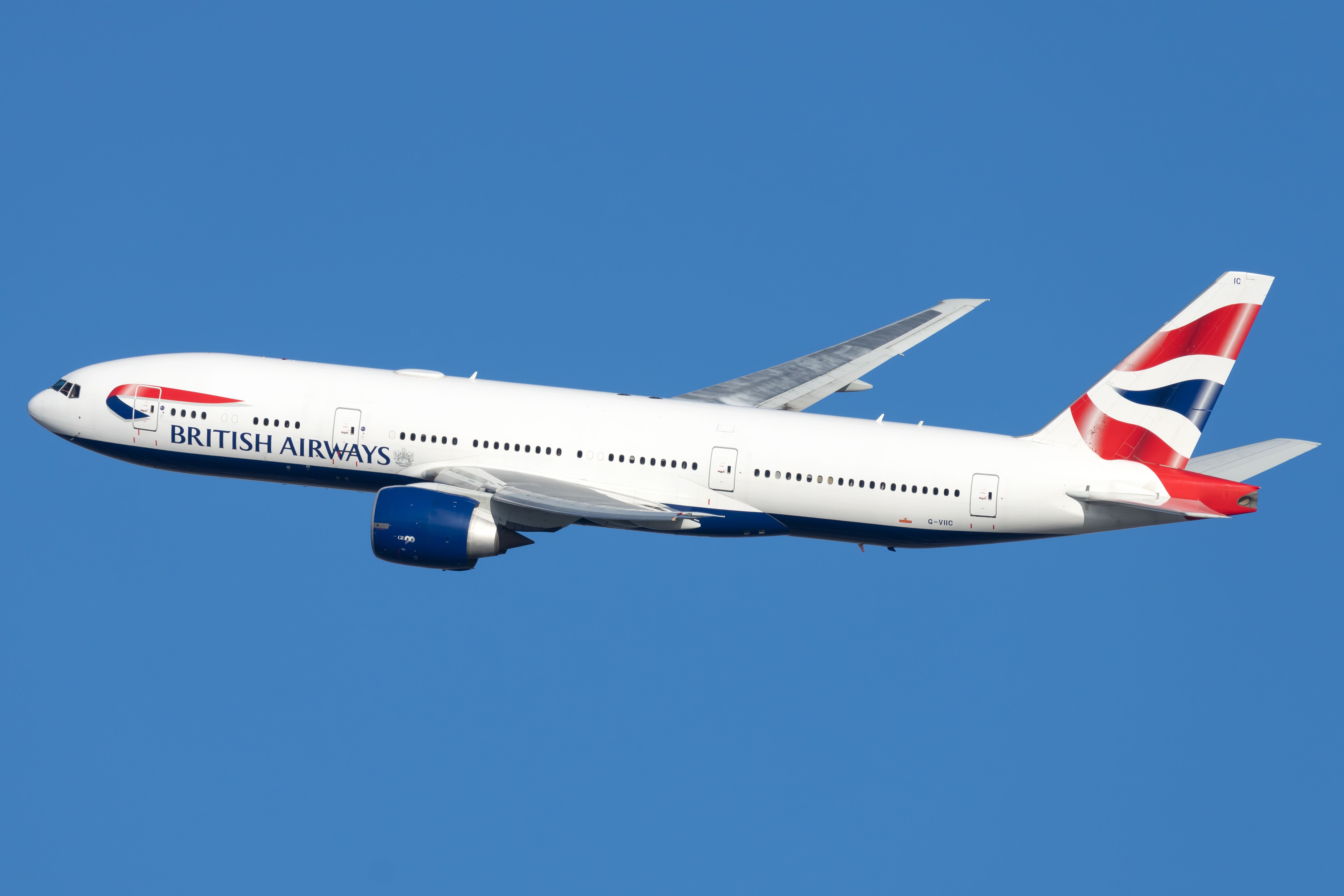 British Airways Boeing 777 Passenger Attacked With Broken Wine Bottle ...