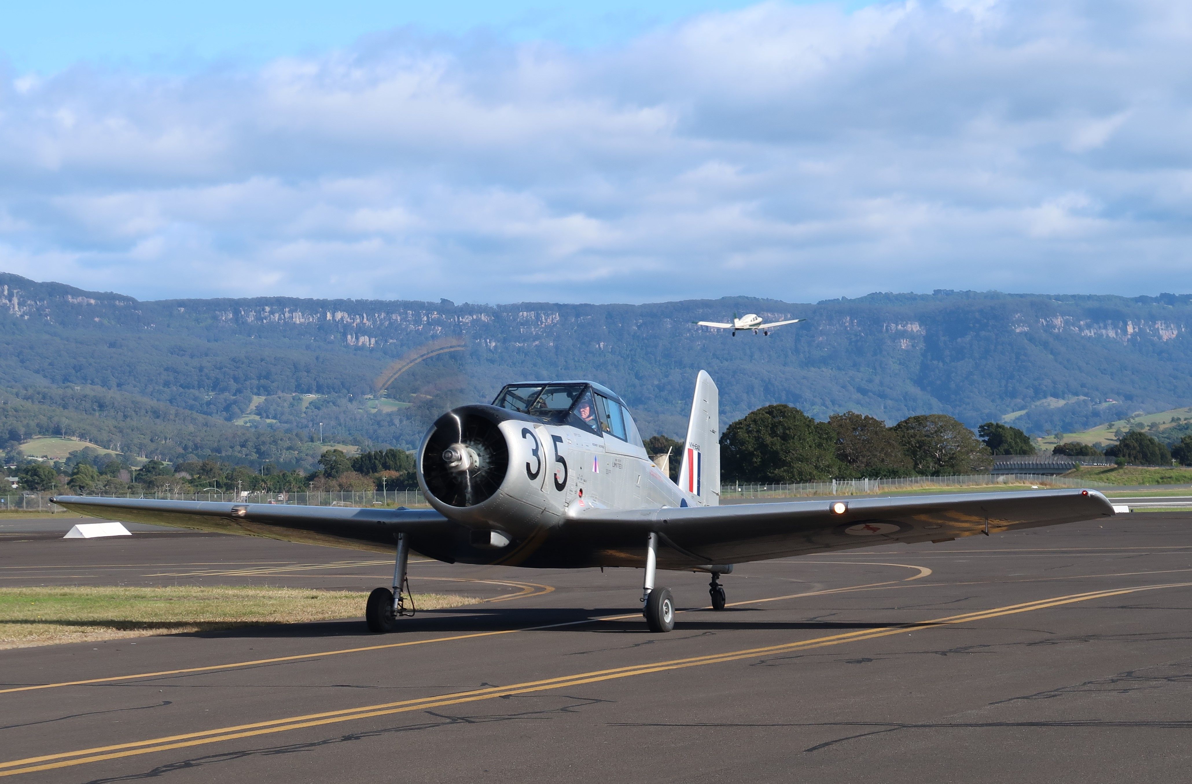 A Symphony Of Vintage Propellors In Sydney This Weekend