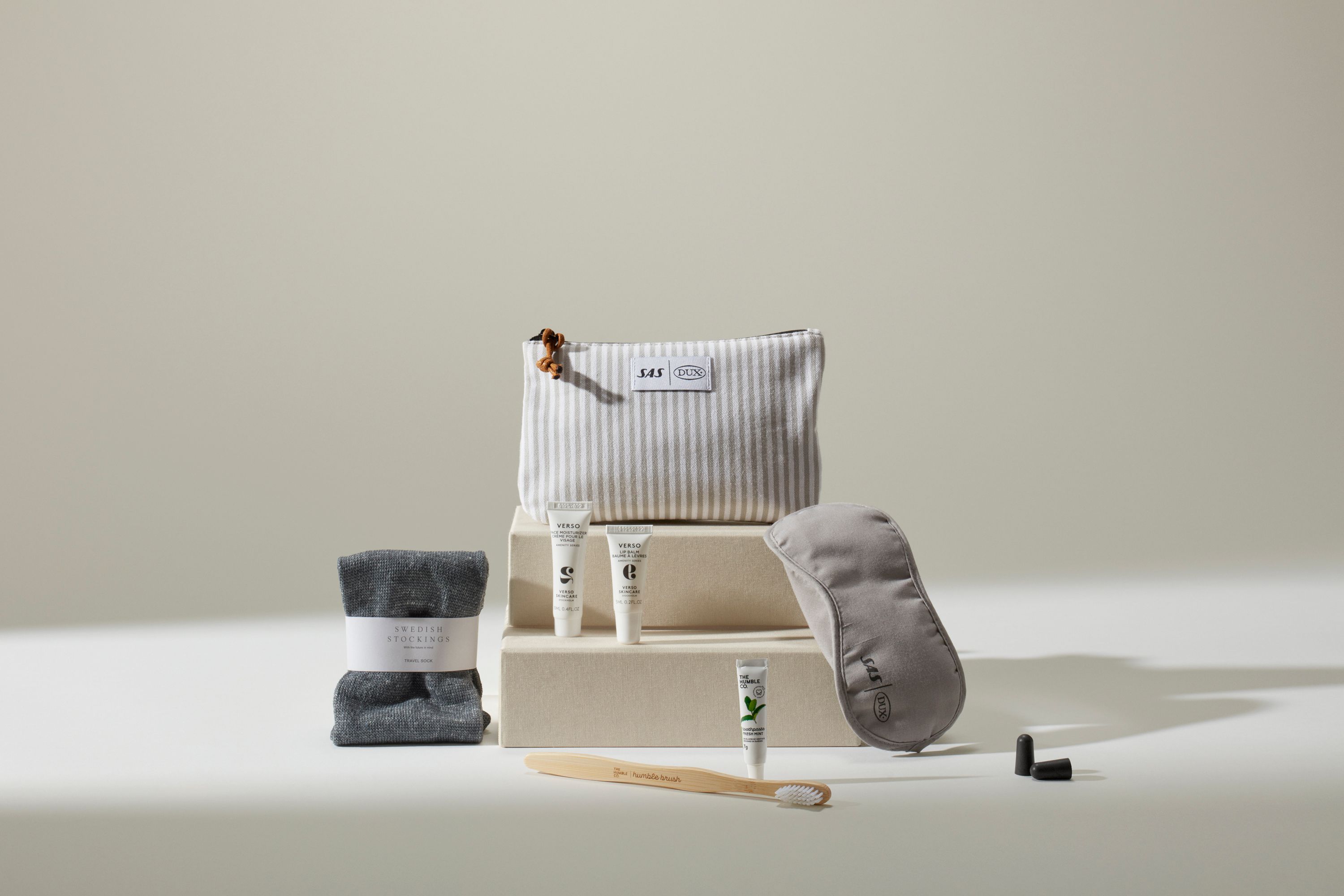 SAS Launches New Refreshingly Simple Business Class Amenity Kits