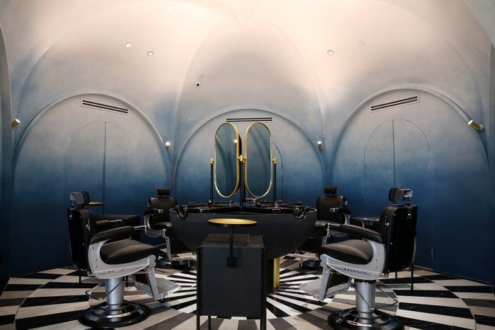 Which Airports Have Barbers For A Pre-Flight Snip & Shave?