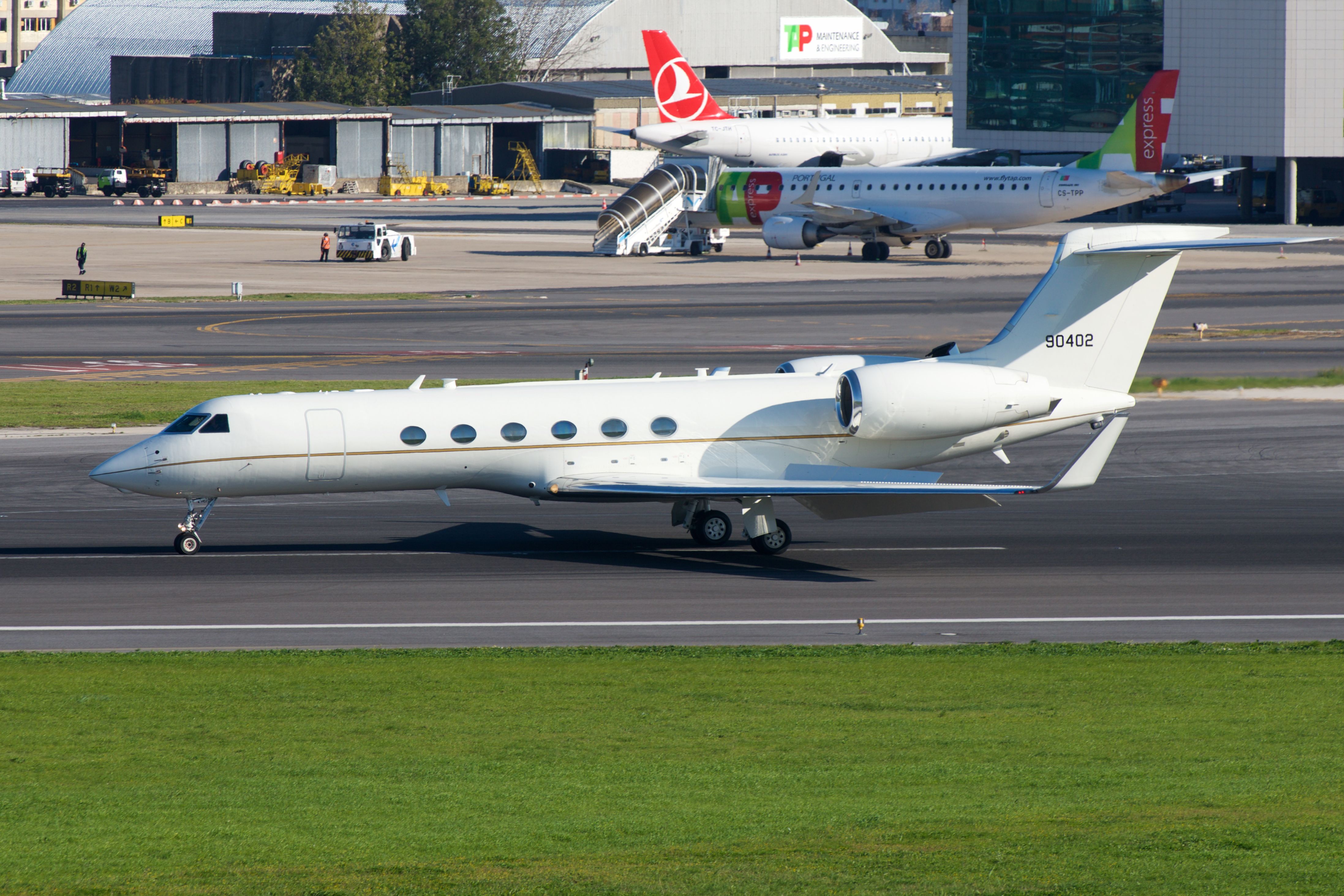 5 Things You Might Not Know About The Gulfstream V