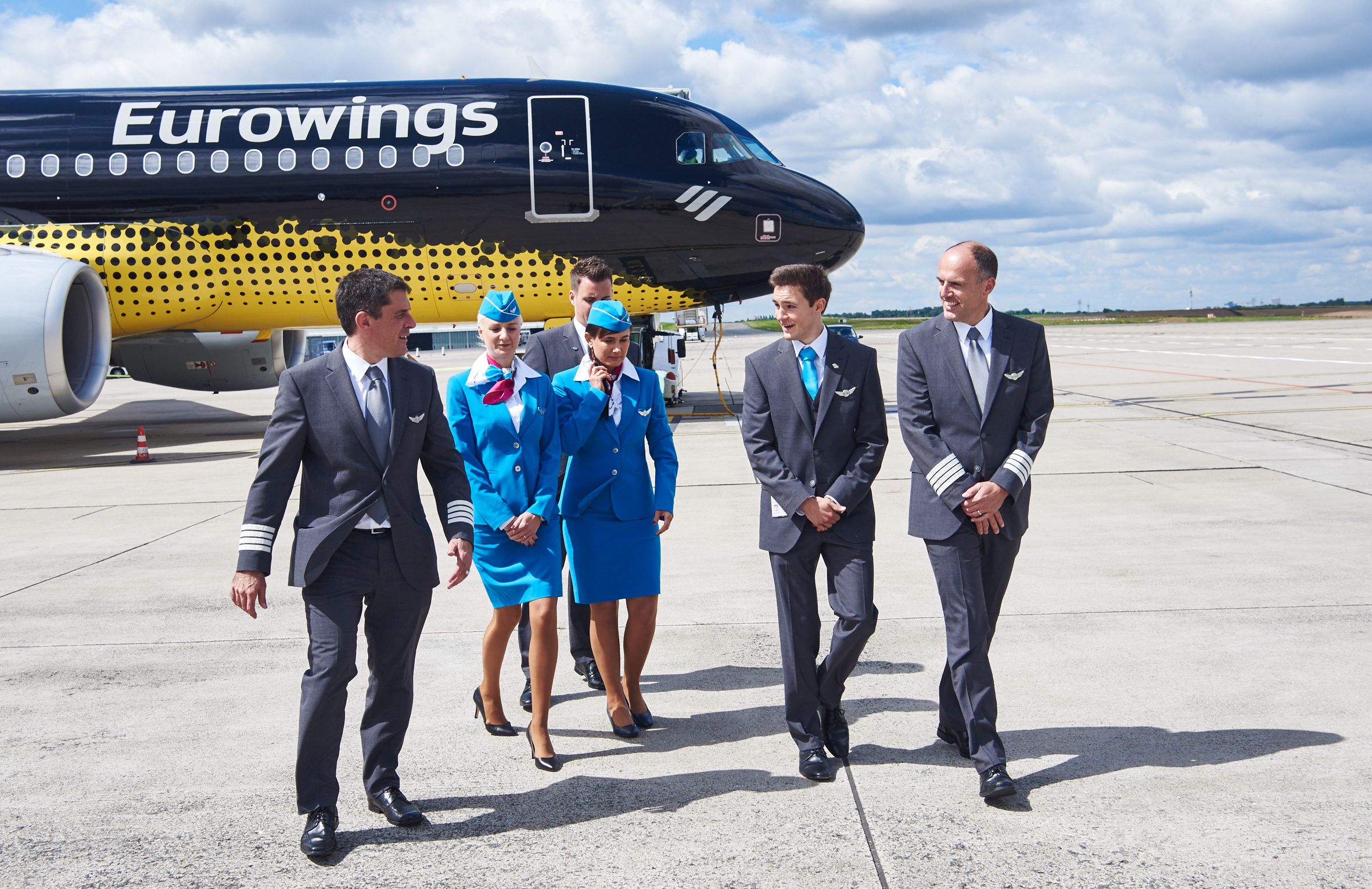 Eurowings' Longest-Serving Captain Retires After Nearly 37 Years