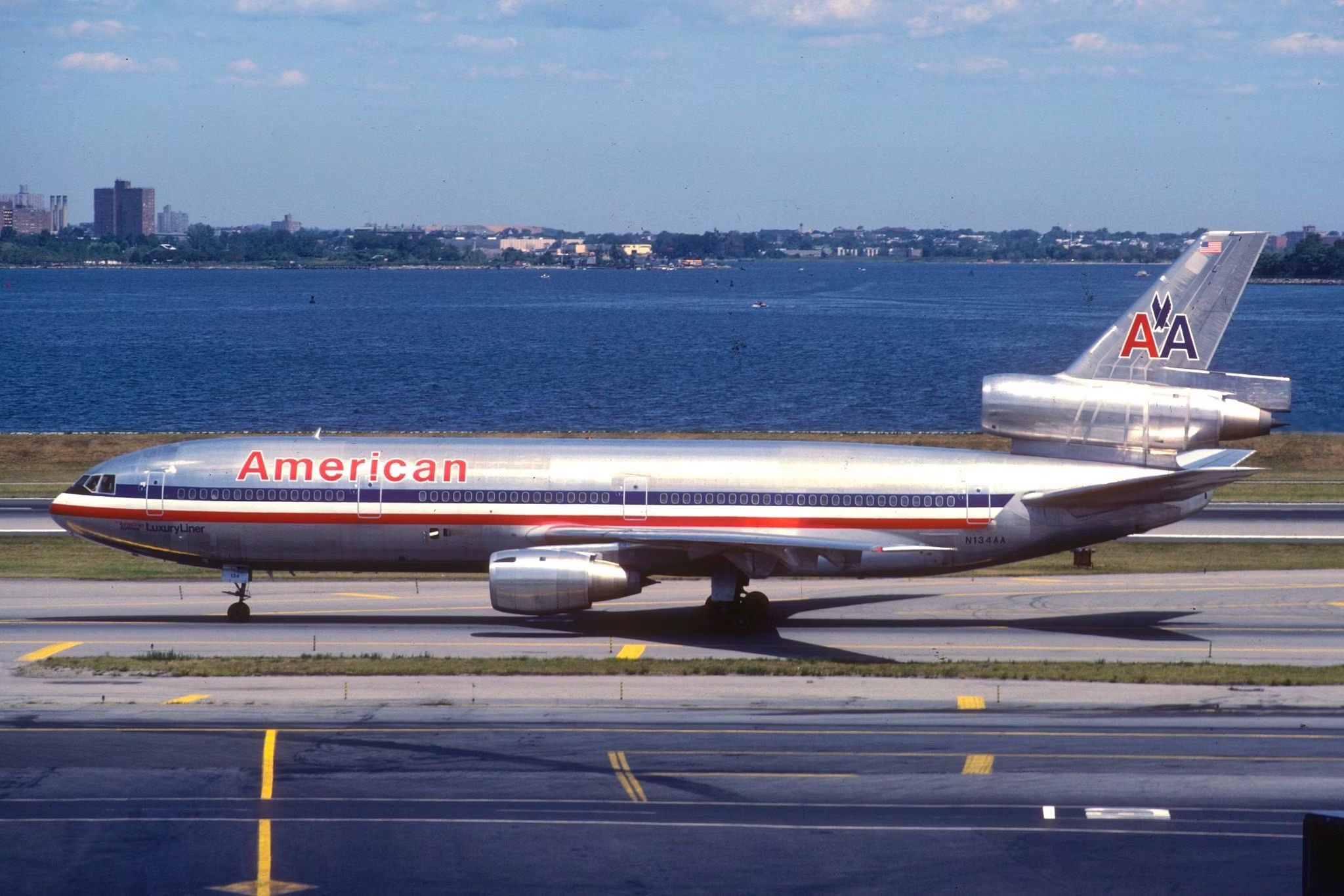 Five Major Accidents That Marked The McDonnell Douglas DC-10's ...