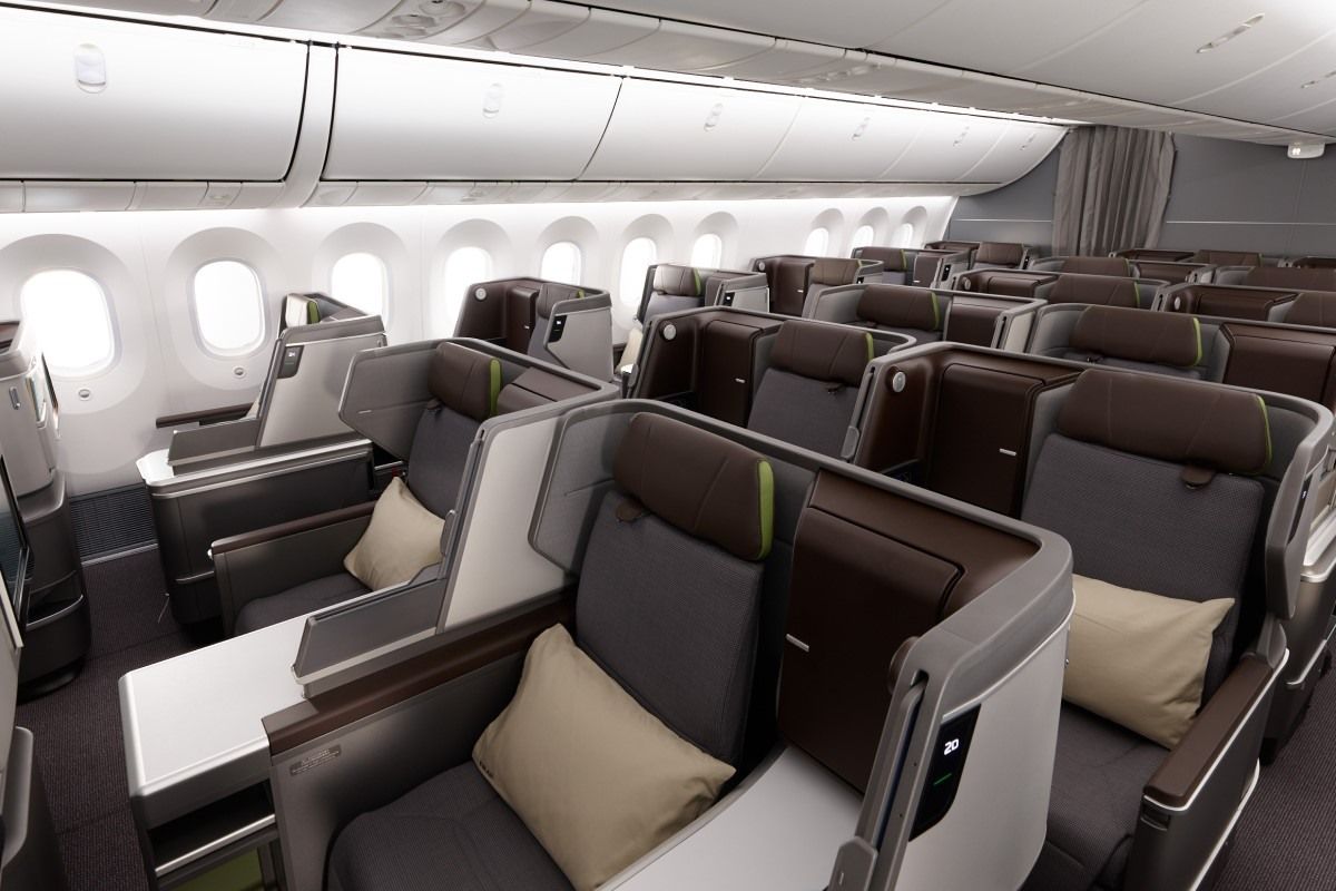 Survey Reveals The World's 5 Best Airlines For Business Travel