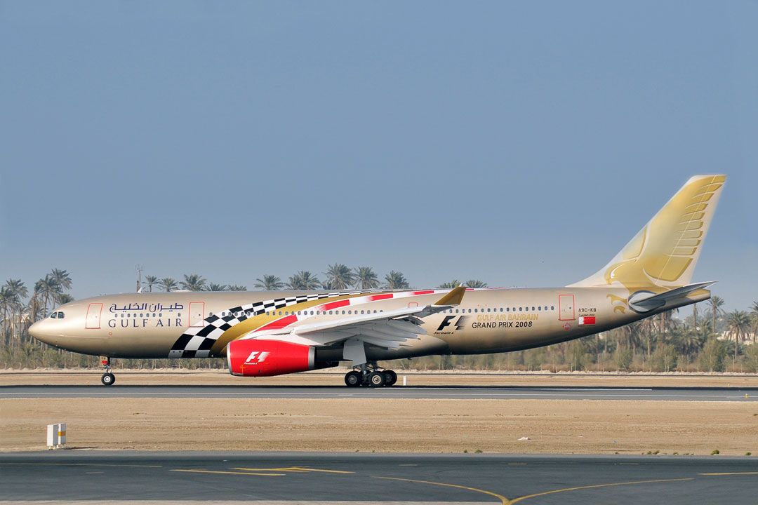 7 Awesome Formula One-Themed Airline Liveries