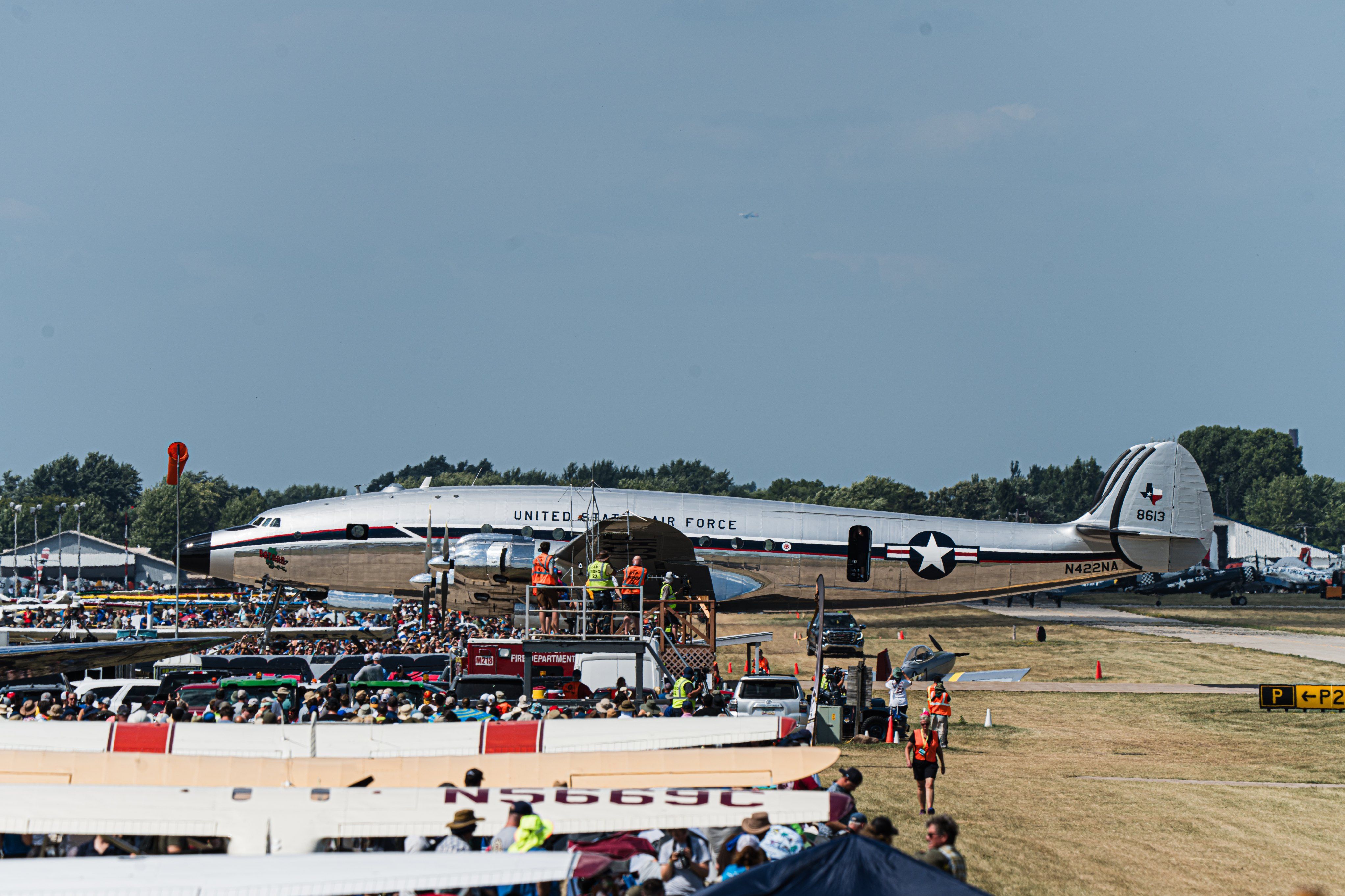 Lockheed C-121A Constellation 'Bataan' Makes An Appearance At EAA ...