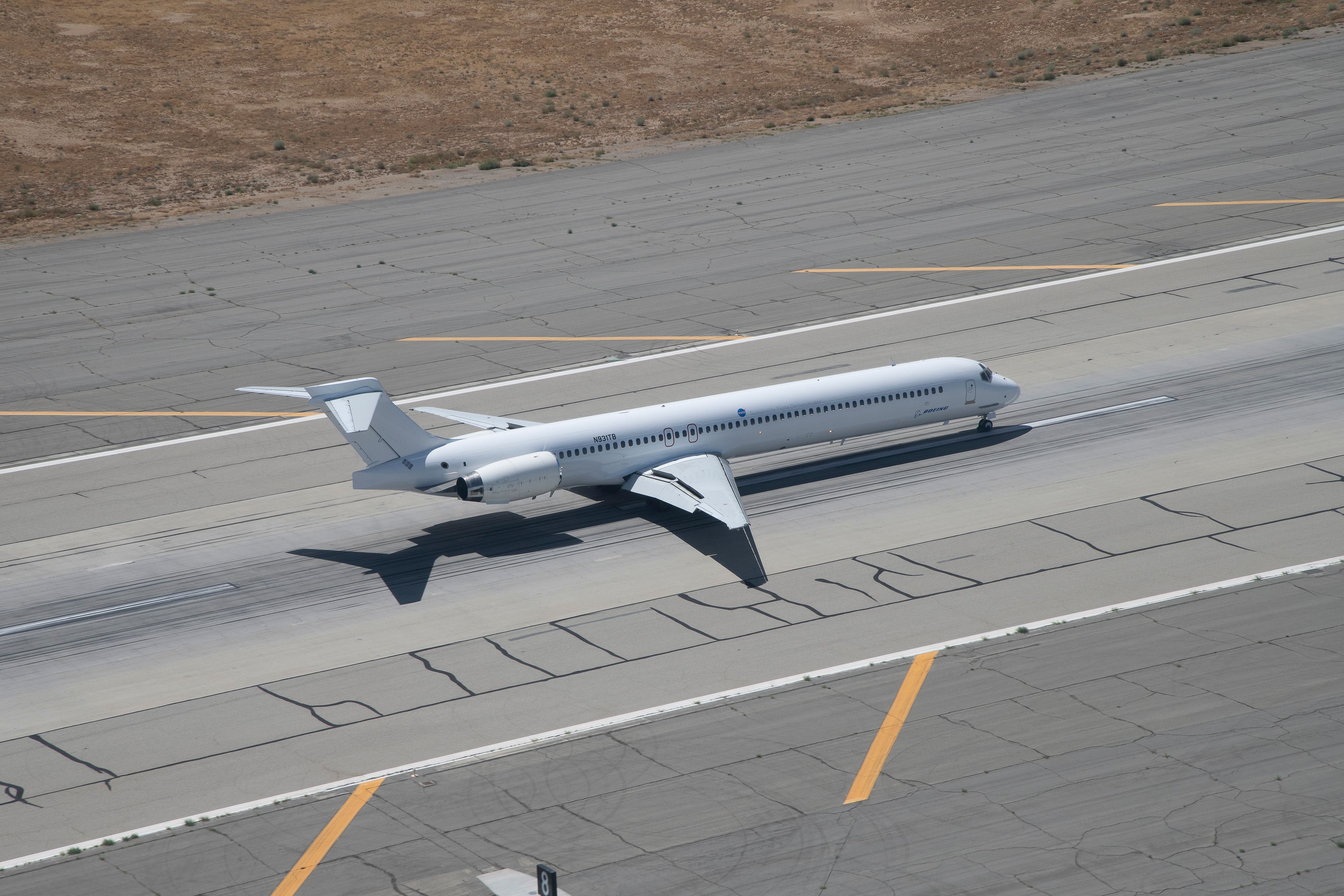 Boeing To Begin Modifying An MD-90 To Fly With Experimental Truss ... Boeing To Begin Modifying An MD-90 To Fly With Experimental Truss ...